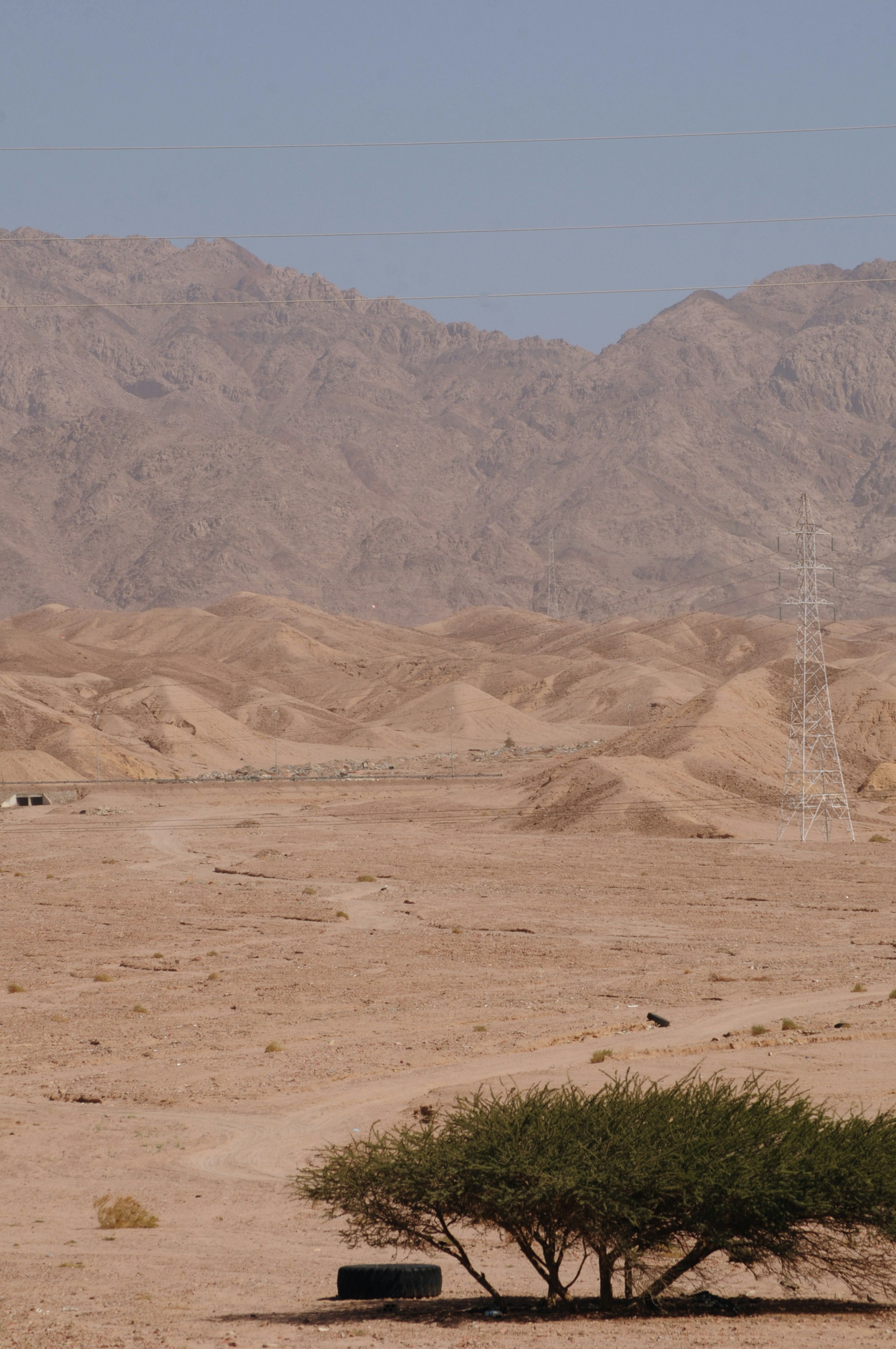 Desert during daytime photo – Free Grey Image on Unsplash