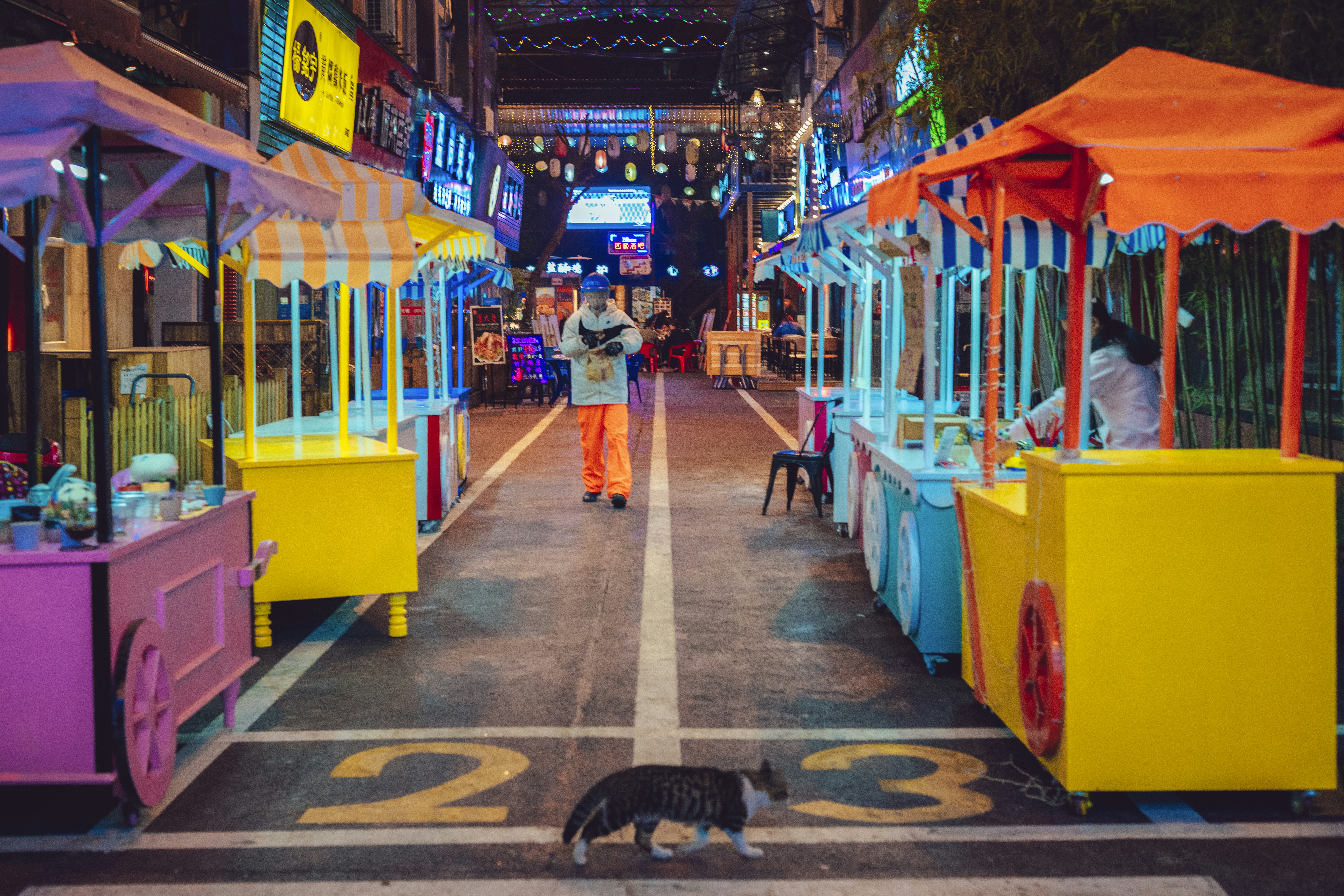 food stalls on focus photography