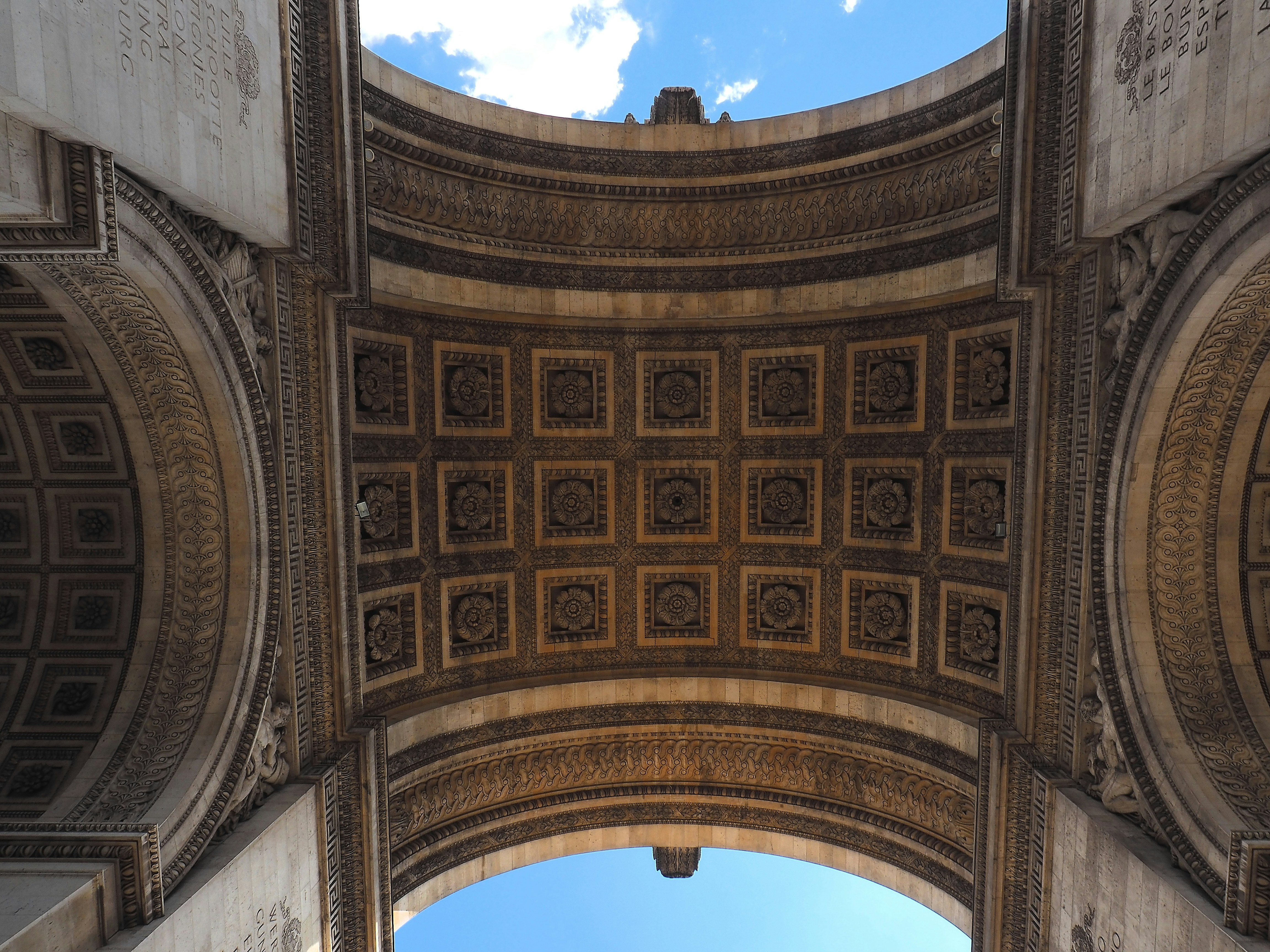Brown and gray arch building photo – Free Building Image on Unsplash