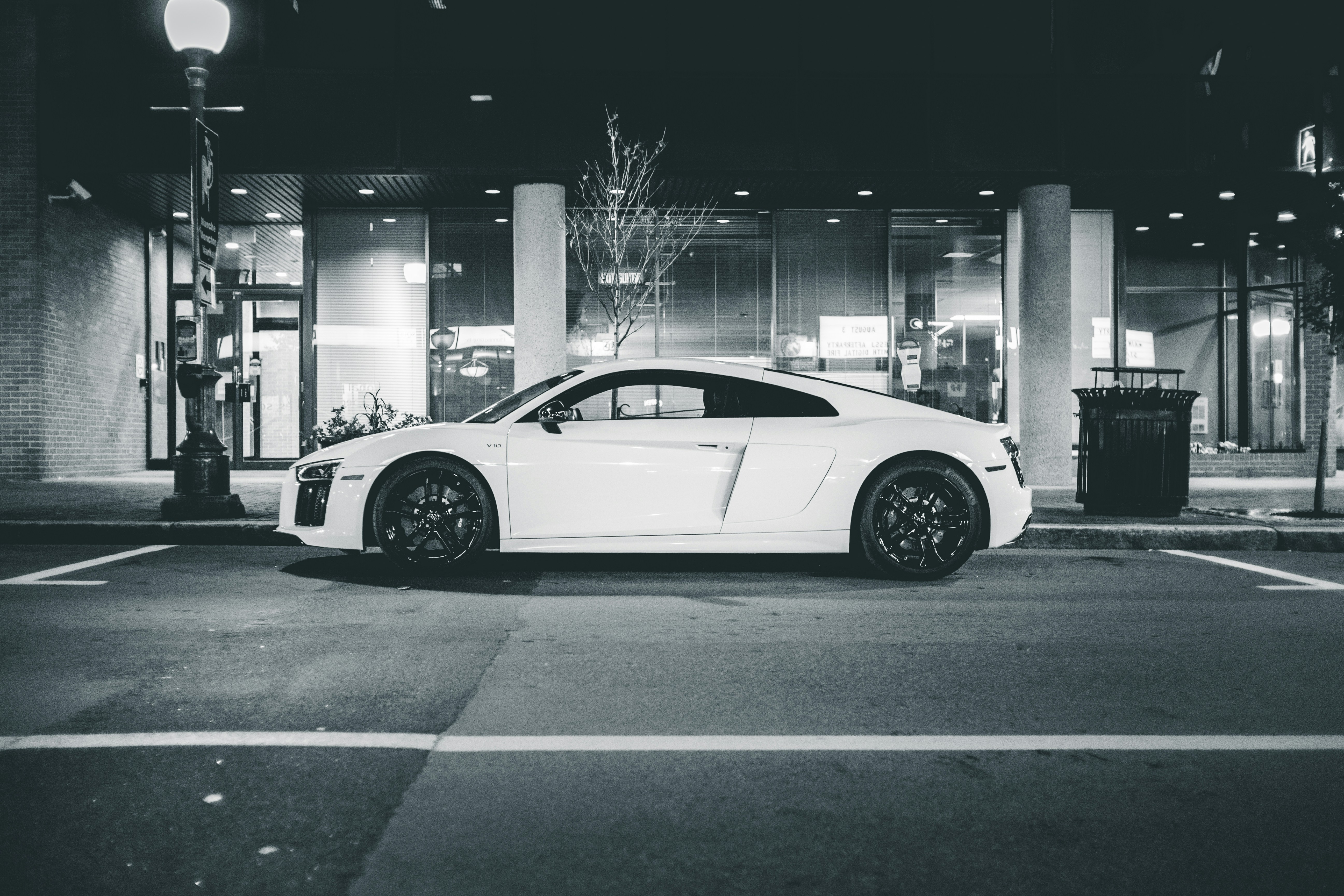 White two dour coupe car photo – Free Grey Image on Unsplash