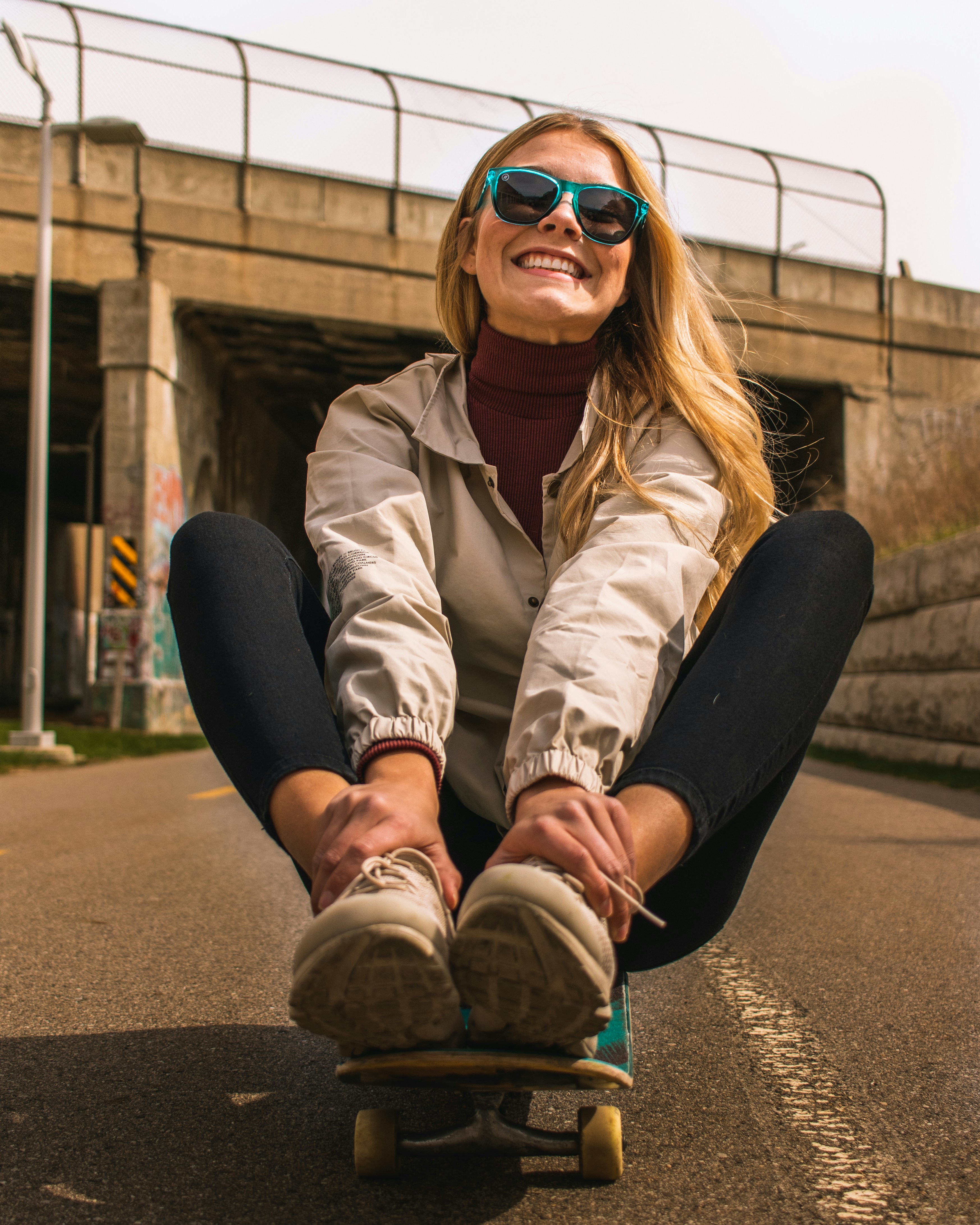 Women's white button-up jacket photo – Free Rolling Image on Unsplash