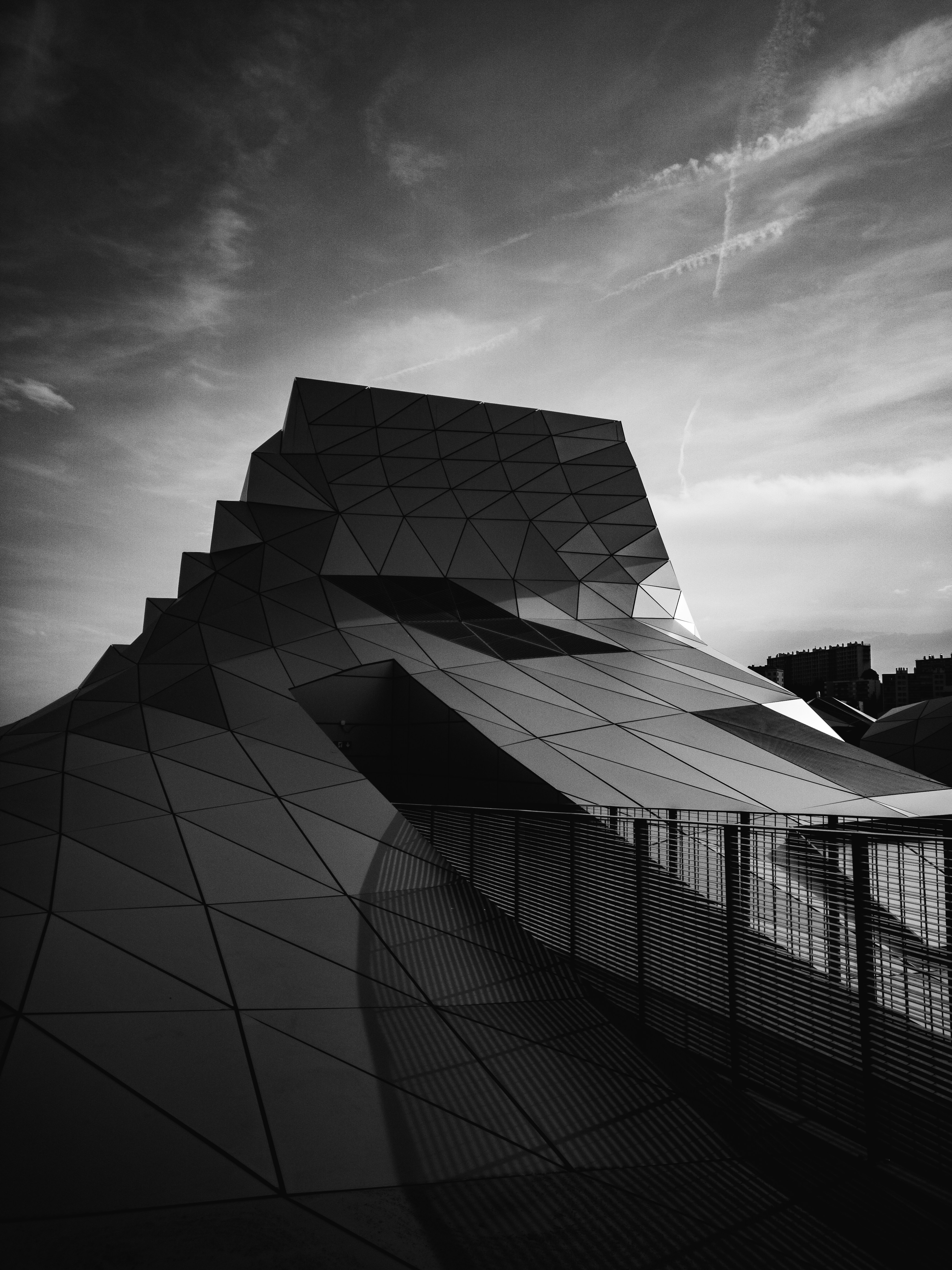 Facet Staircase: A Geometric Roof Reaches for the SkyValentin Lacoste