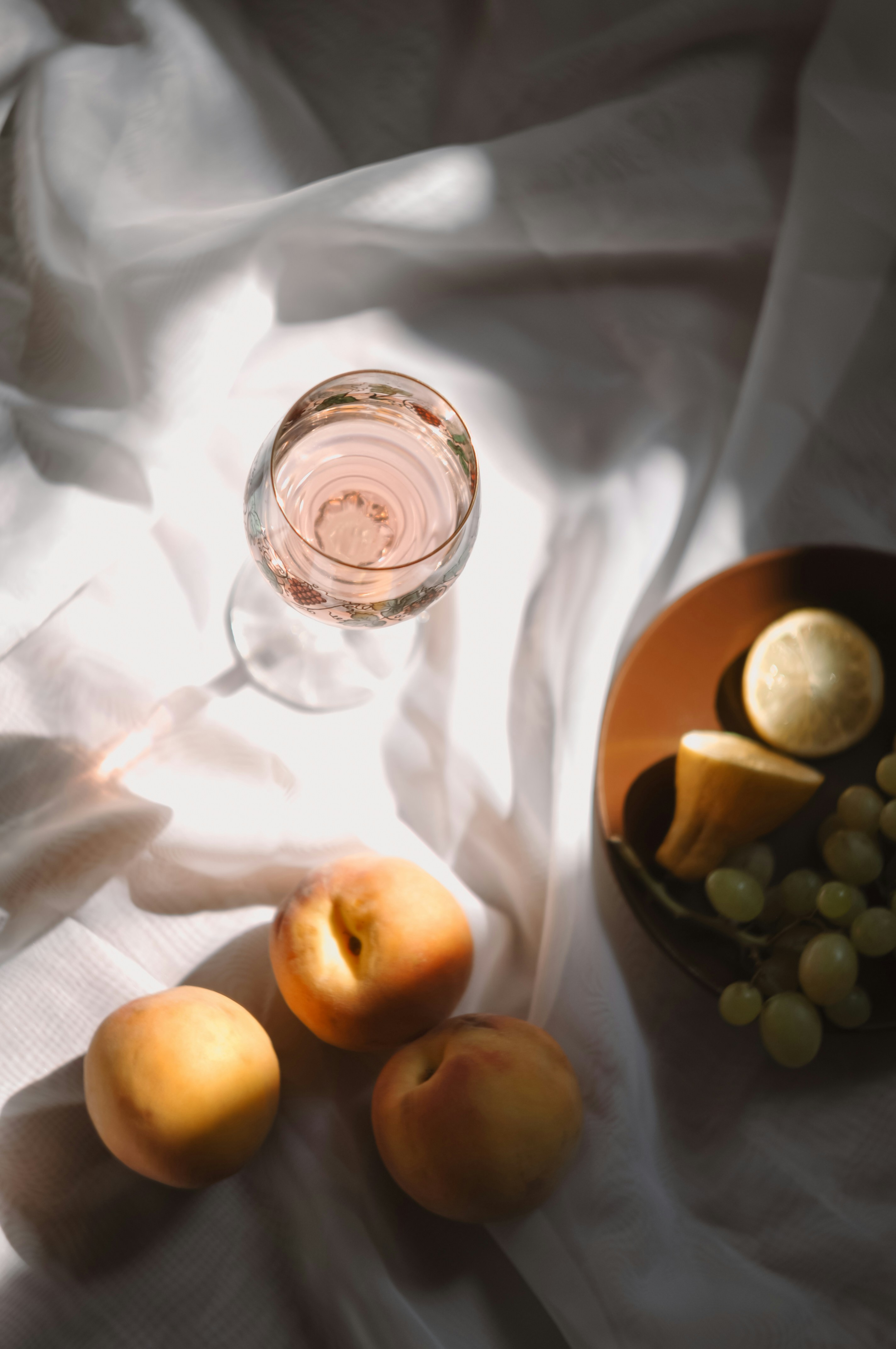 Three peaches photo – Free Food Image on Unsplash