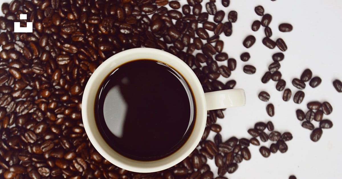 커피 원두가 있는 커피 컵 클로즈업 사진 사진 Unsplash의 무료 Java 이미지