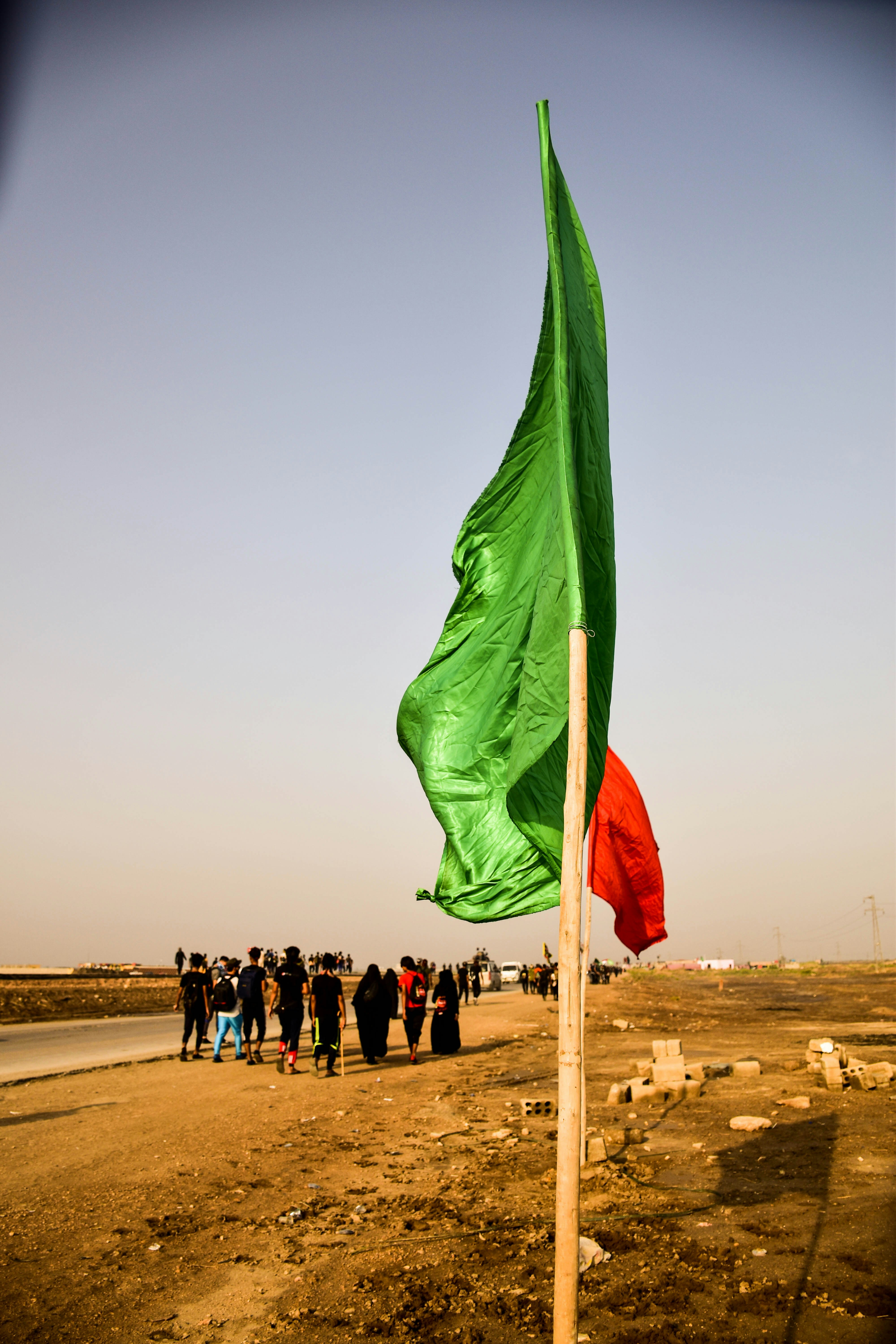 Green and red flag photo – Free Iran Image on Unsplash