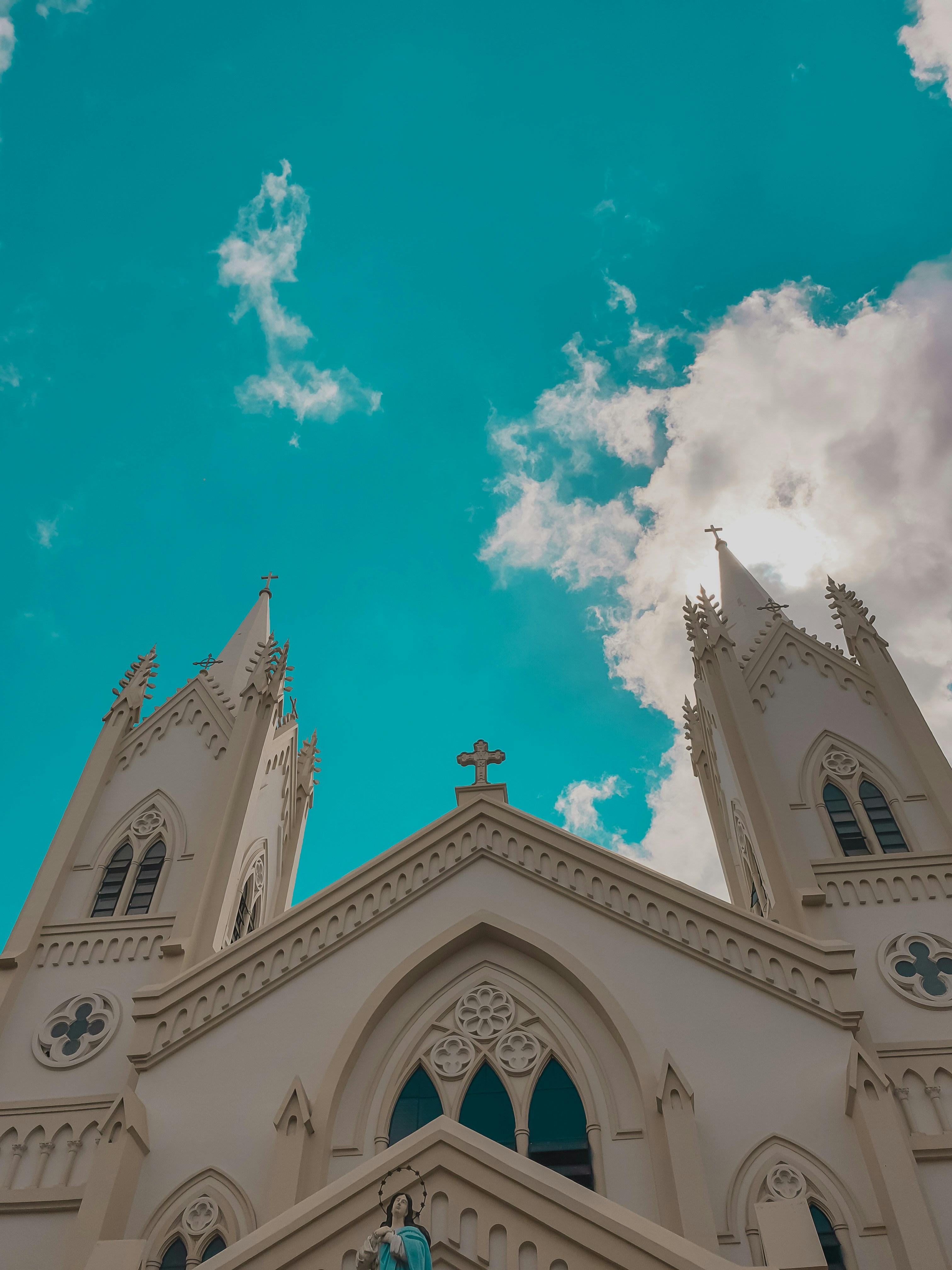 Beige church photo – Free Philippines Image on Unsplash