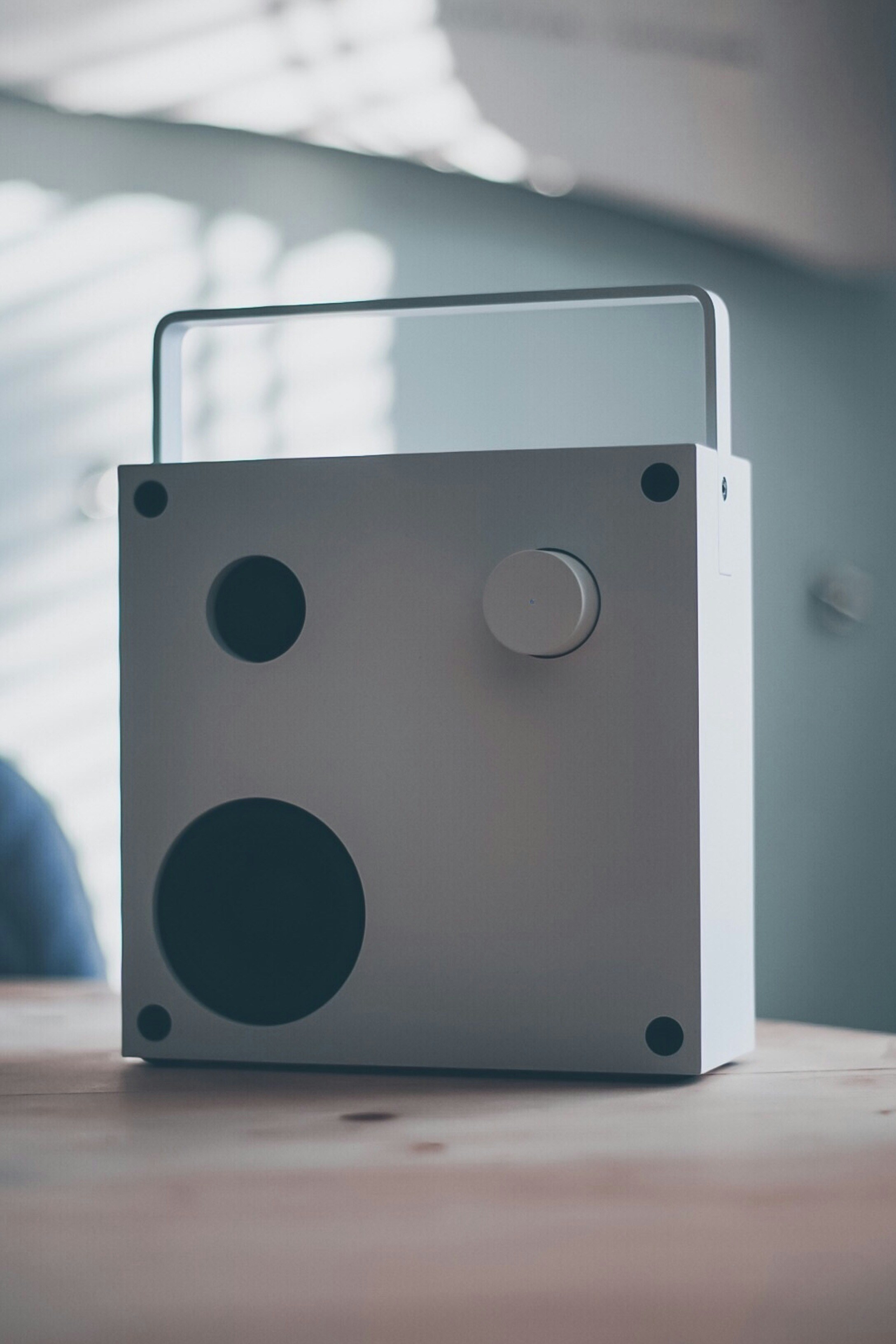 White radio photo – Free Grey Image on Unsplash