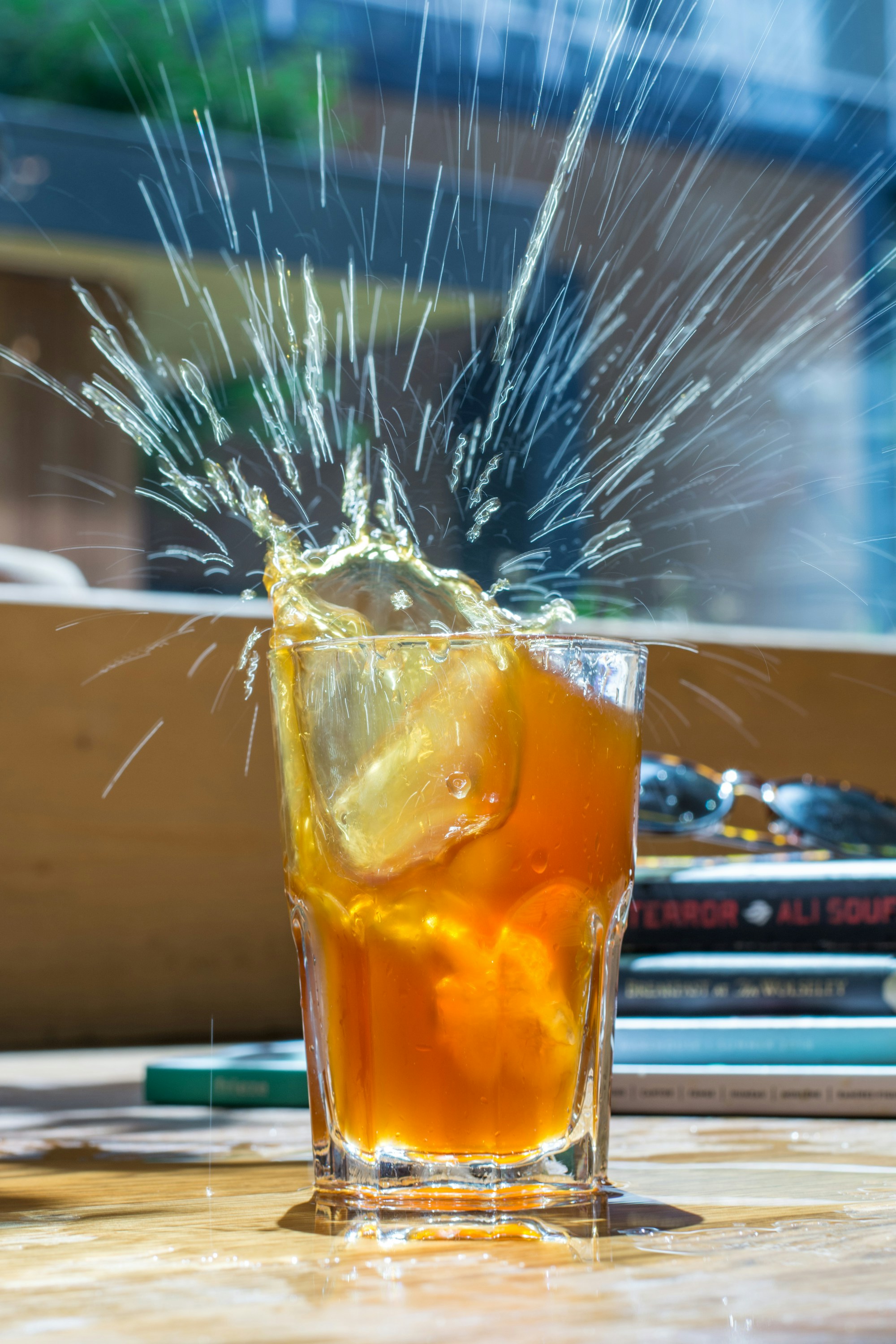 Ice Breaker Splash: Citrus Burst in a Glass