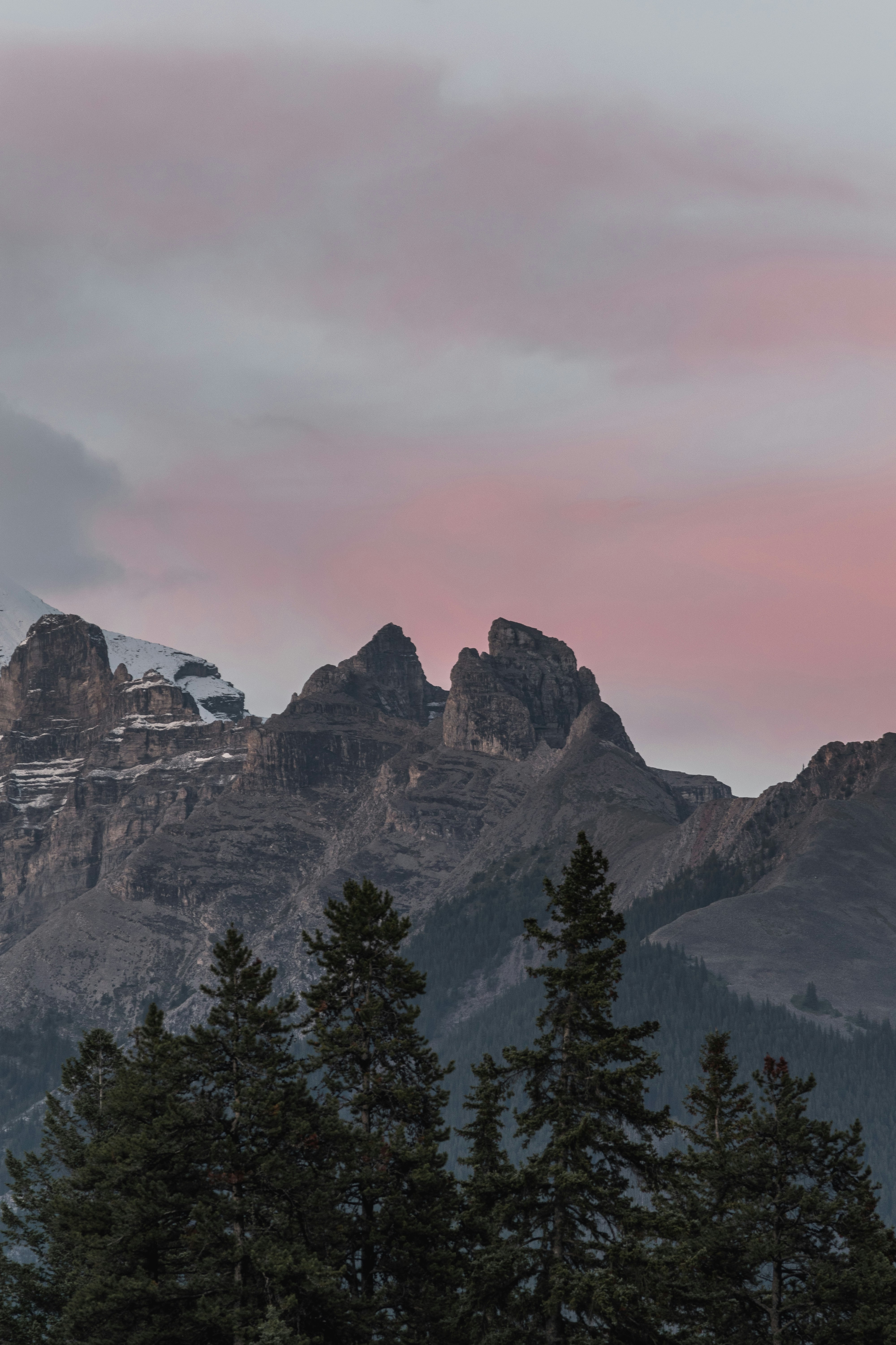 Gray mountain photo – Free Wallpaper Image on Unsplash