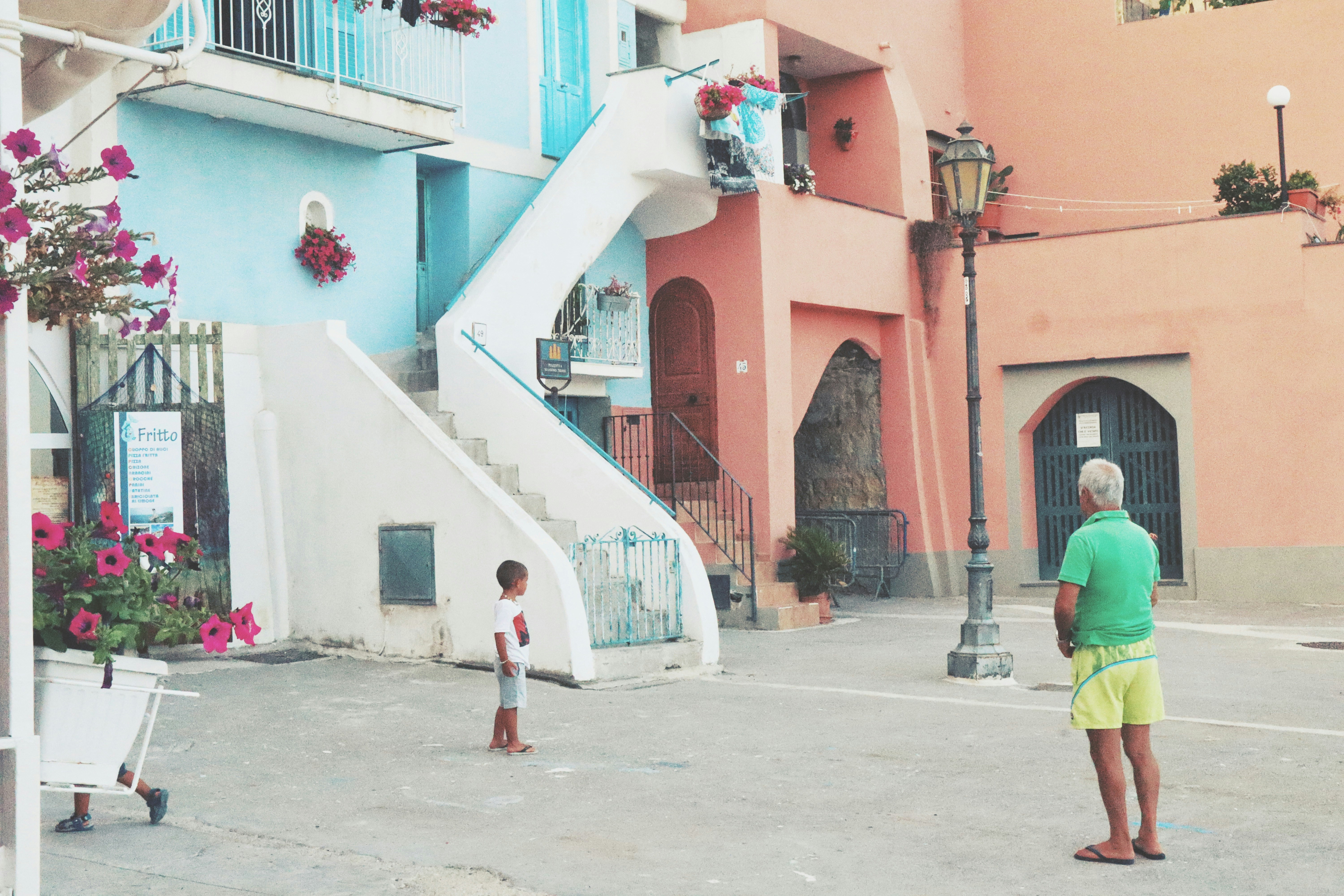 Man standing beside staircase photo – Free Human Image on Unsplash
