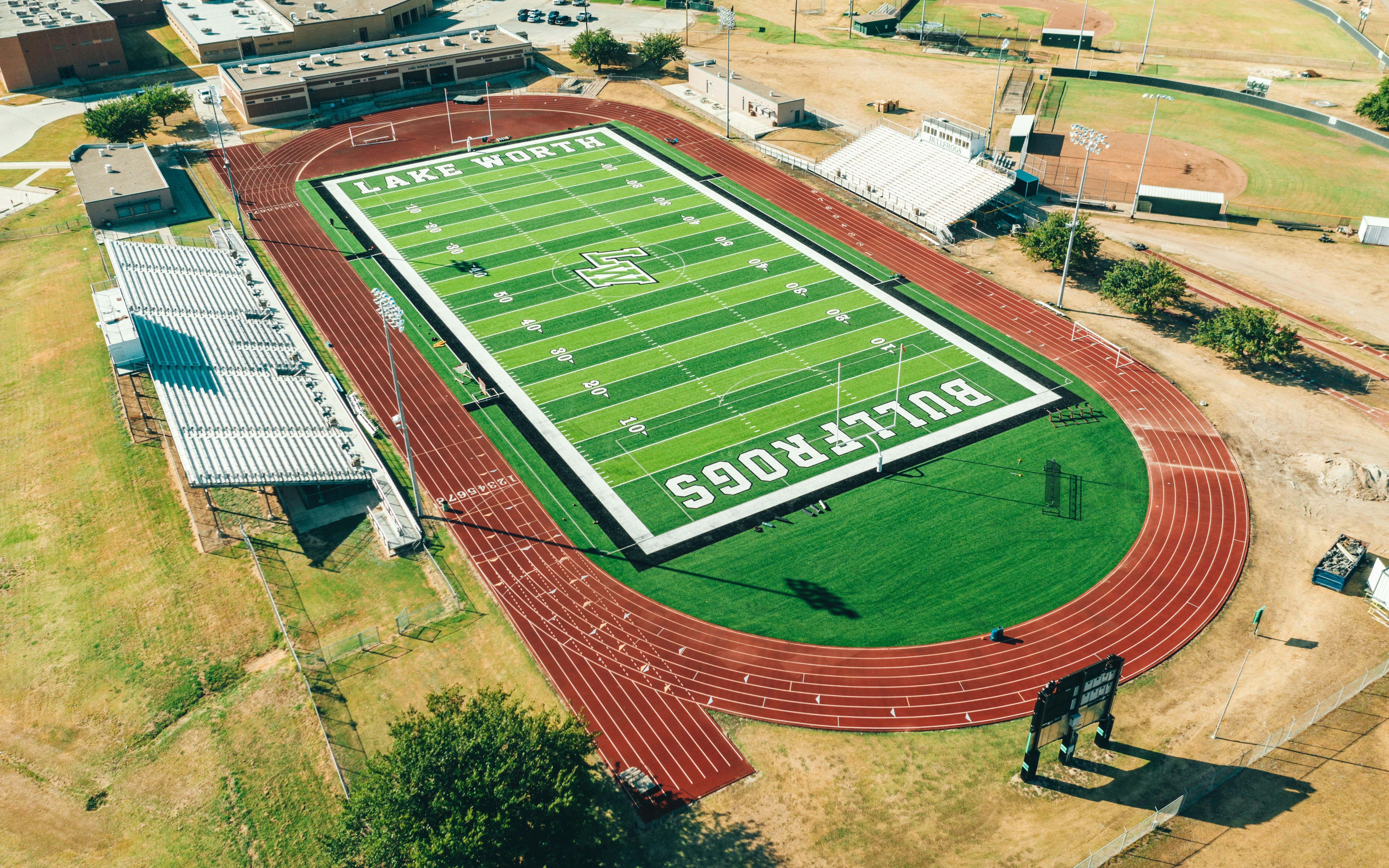 Oval sports field photo – Free Field Image on Unsplash