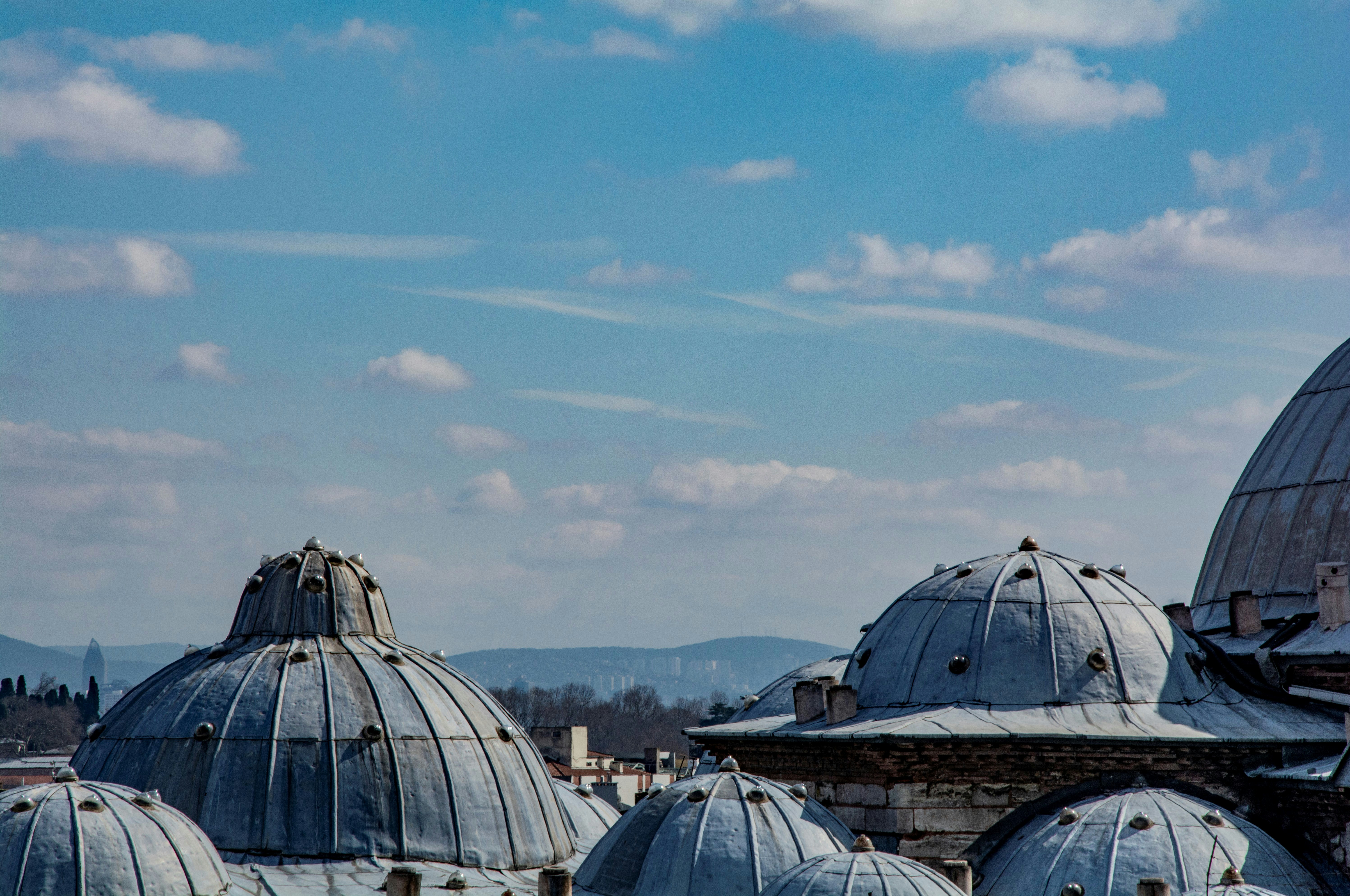 Blue dome buildings photo – Free İstanbul Image on Unsplash