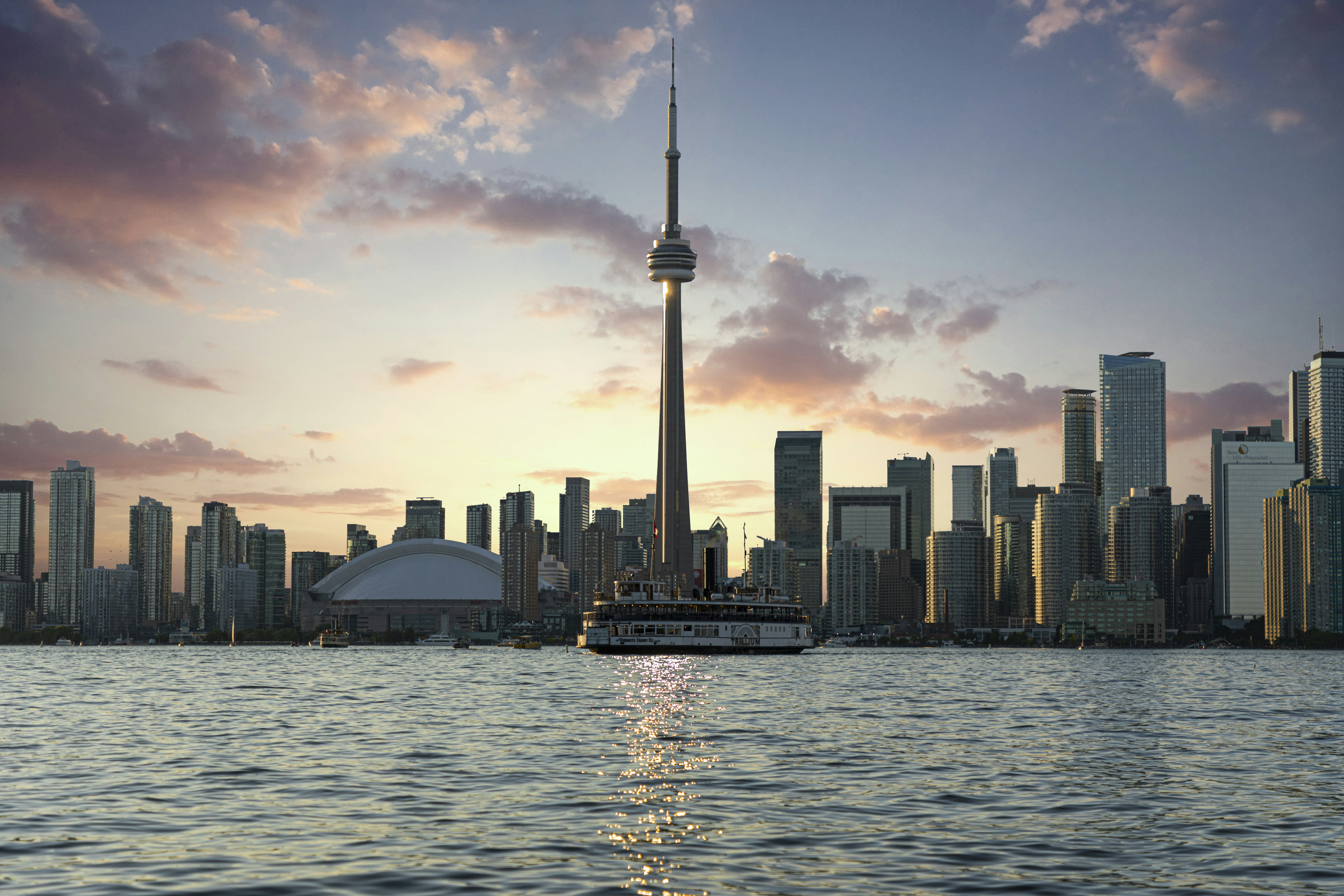 CN Tower, Canda Foto – Kostenloses Bild zum Thema Beige auf Unsplash