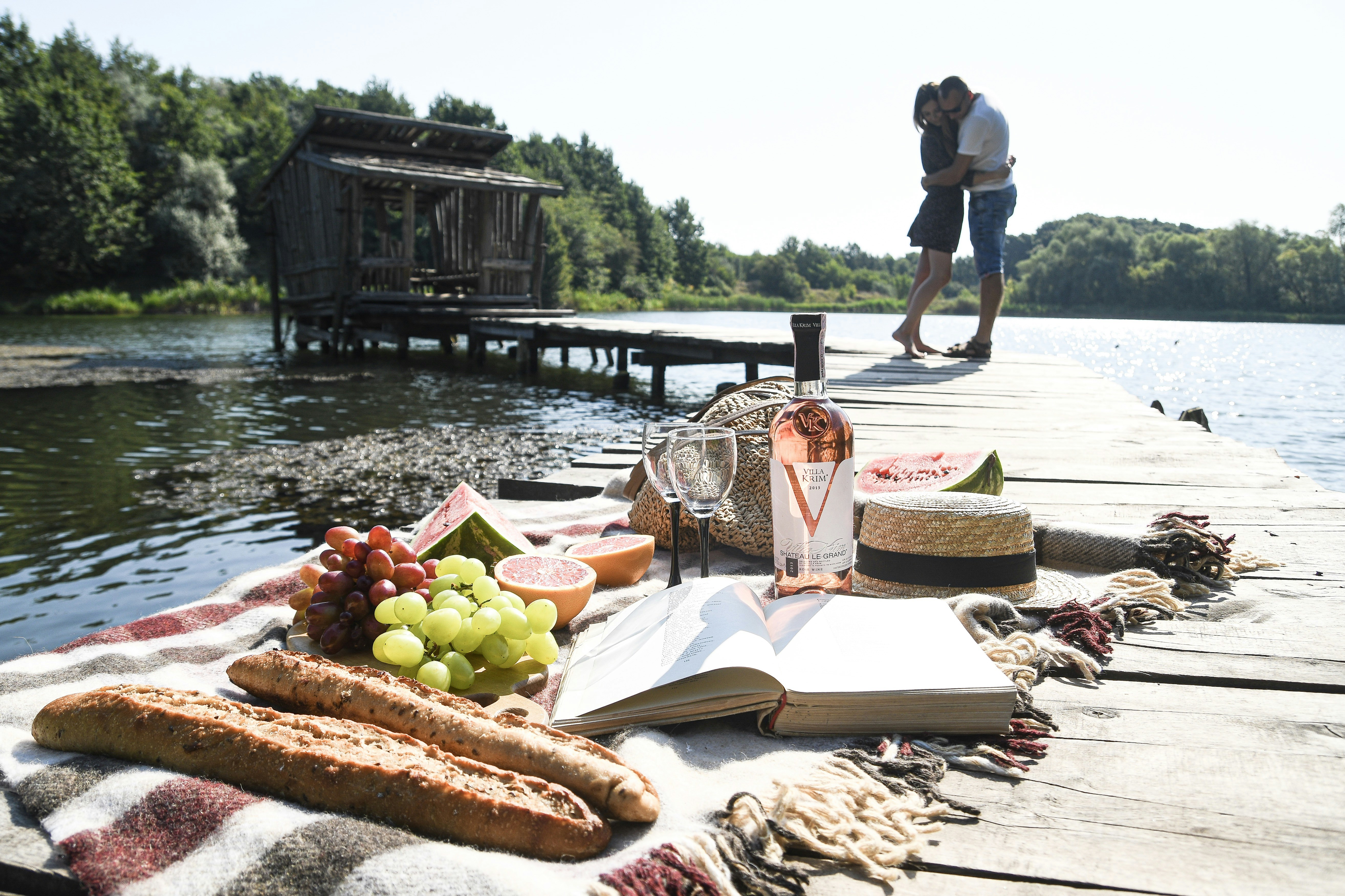 food on dock