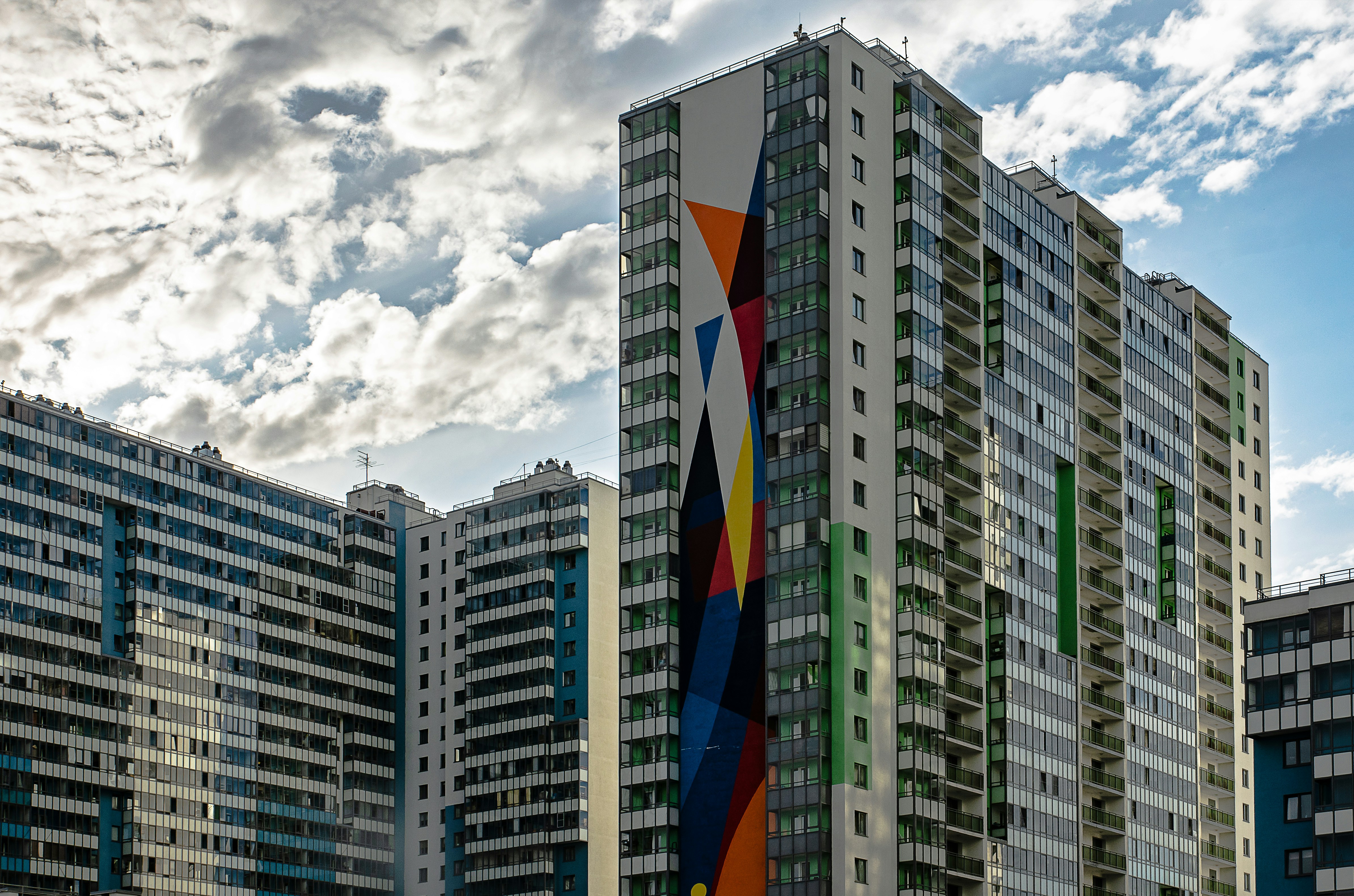 Gray high-rise buildings photo – Free House Image on Unsplash