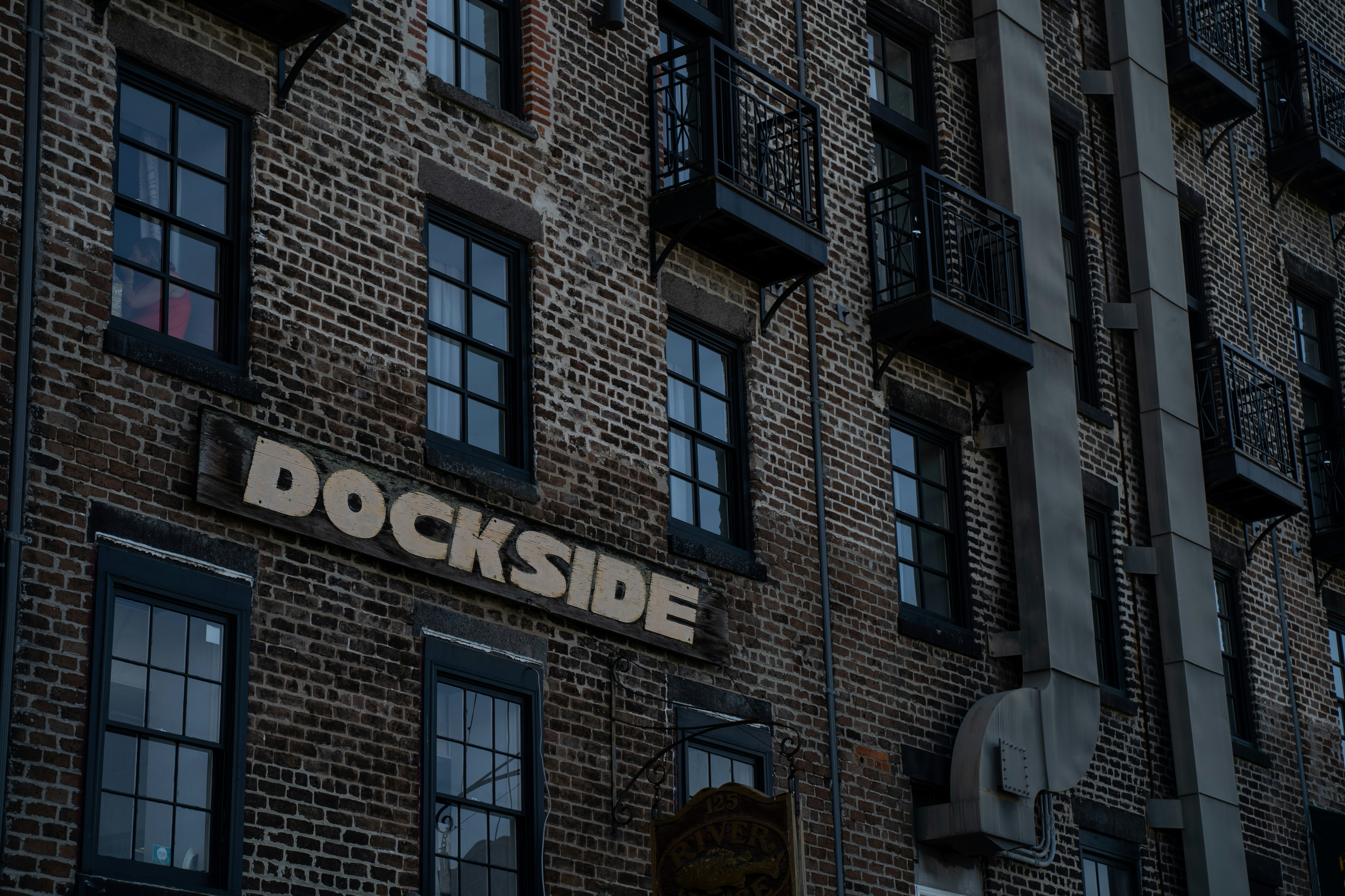 Dockside concrete apartment photo – Free Grey Image on Unsplash