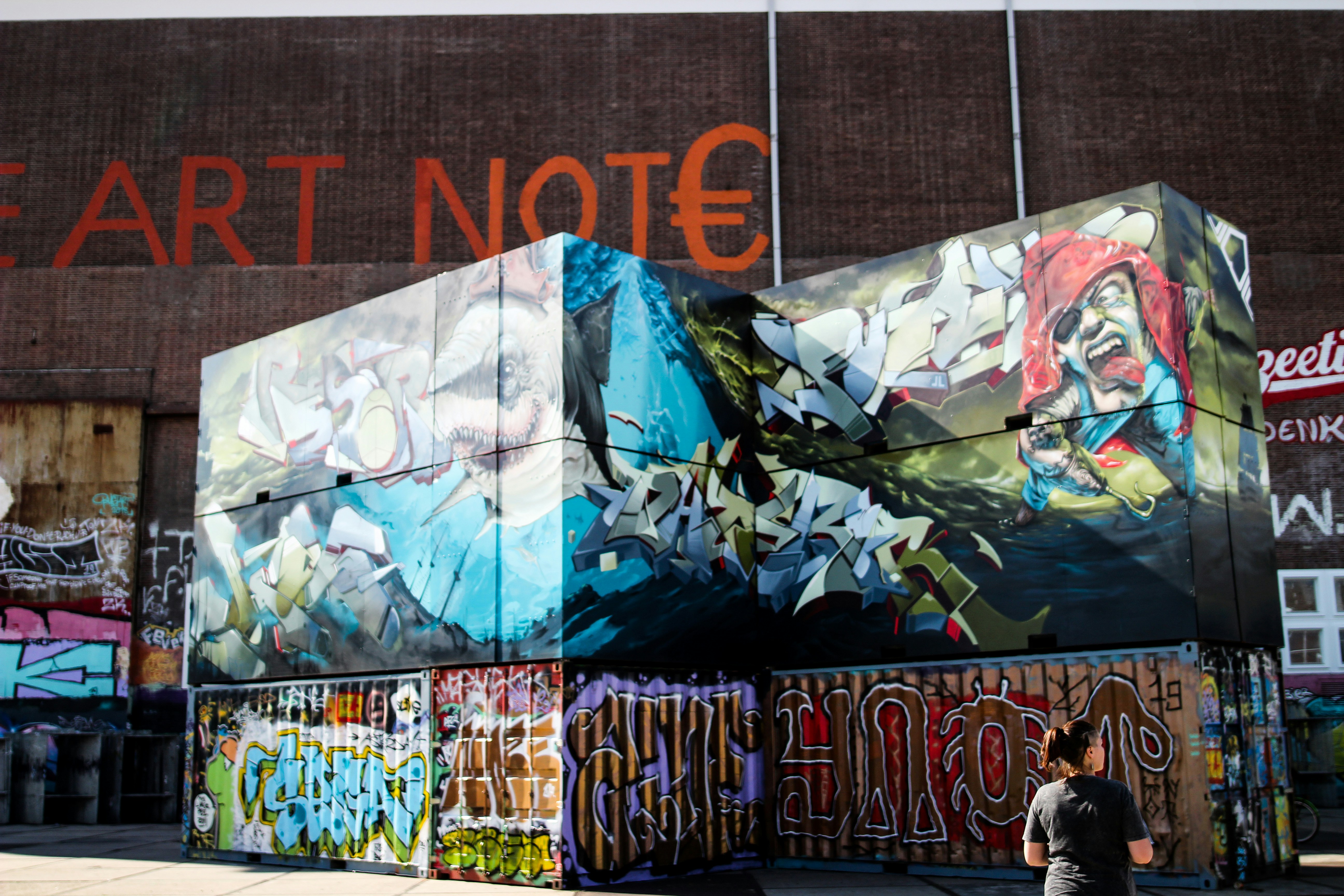 NFT Artists Revolutionizing the Art Market
