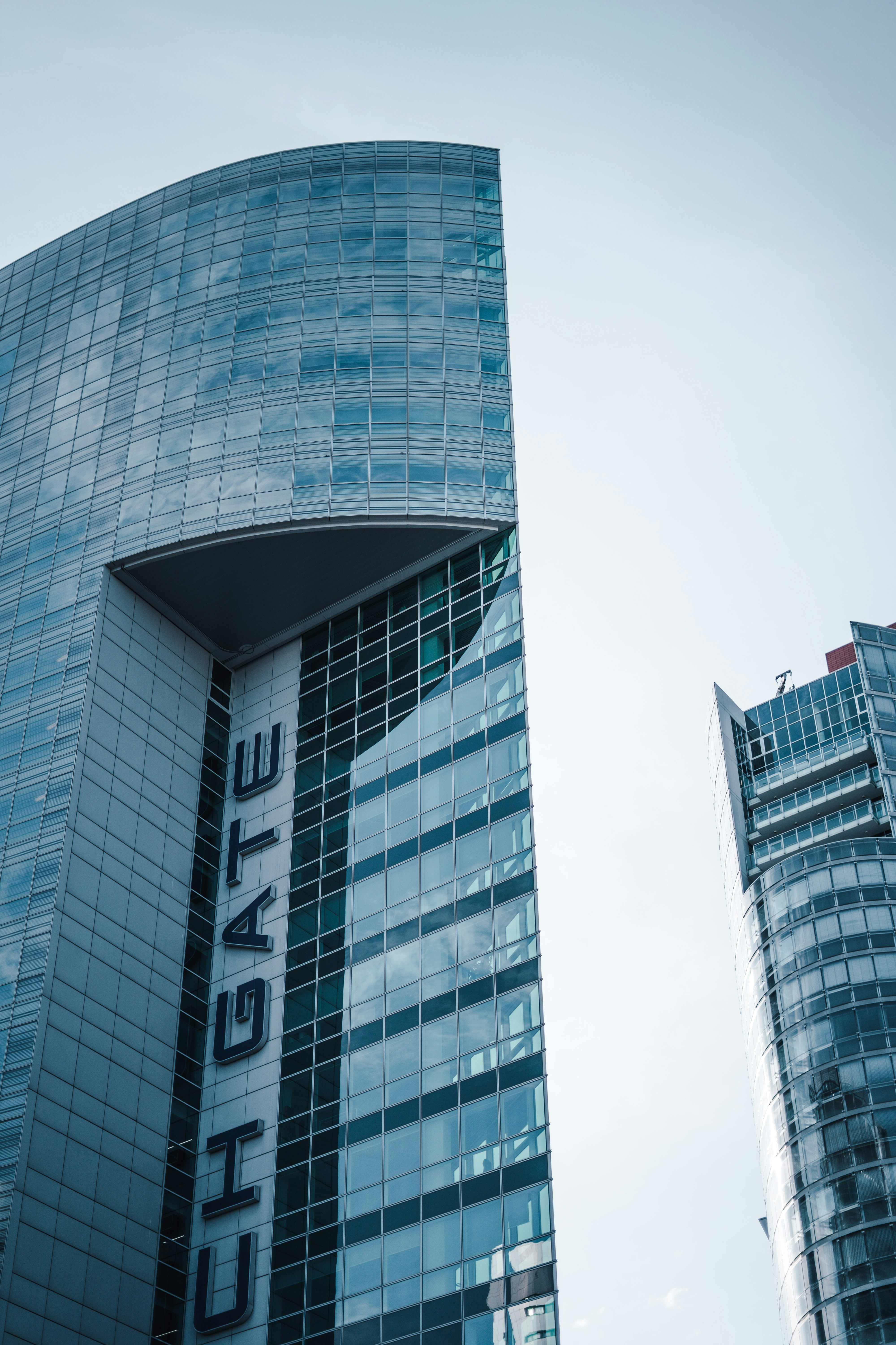 Gate building photo – Free Building Image on Unsplash