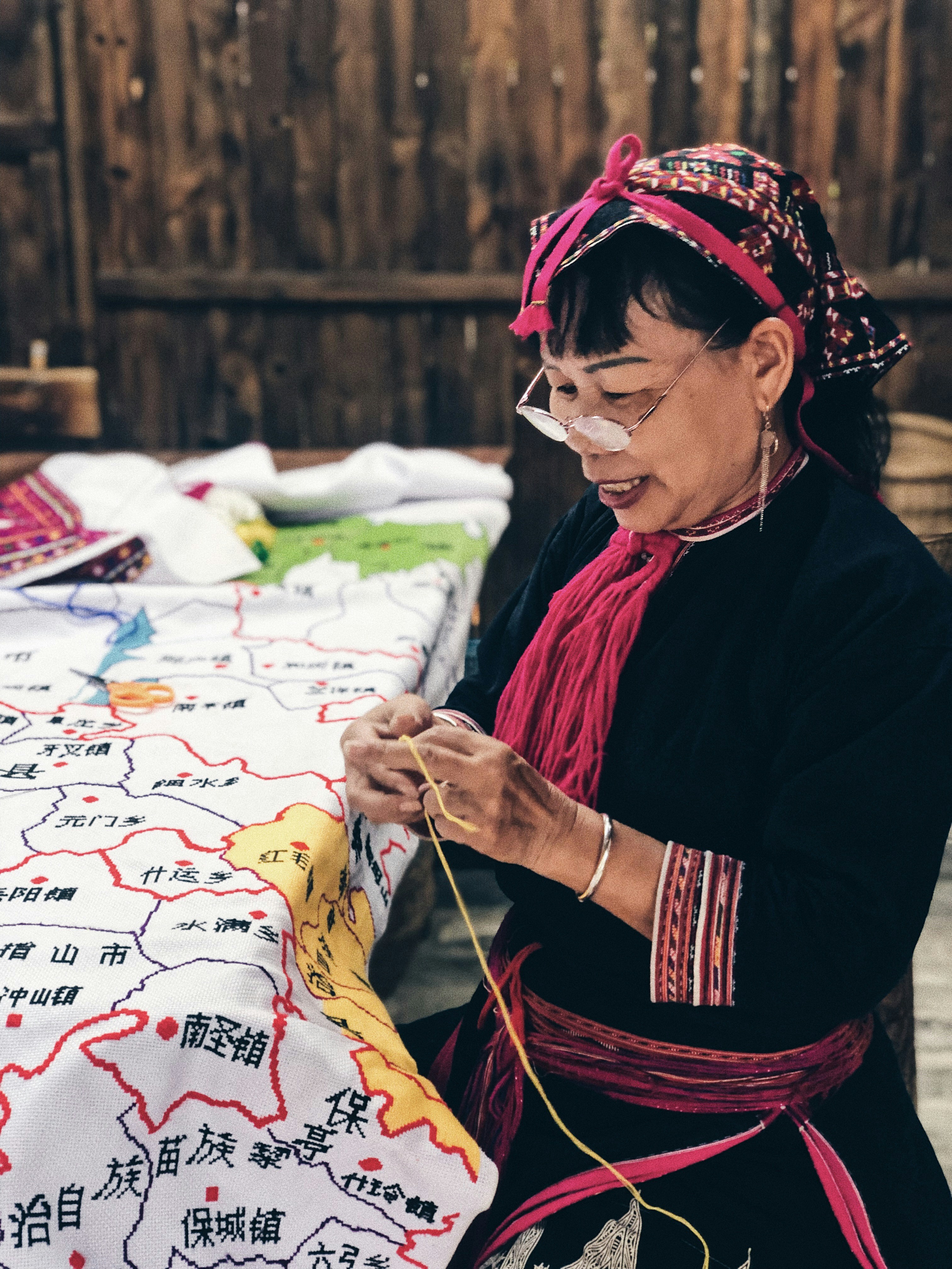 Weaving Threads of Place: A Craftswoman at Work