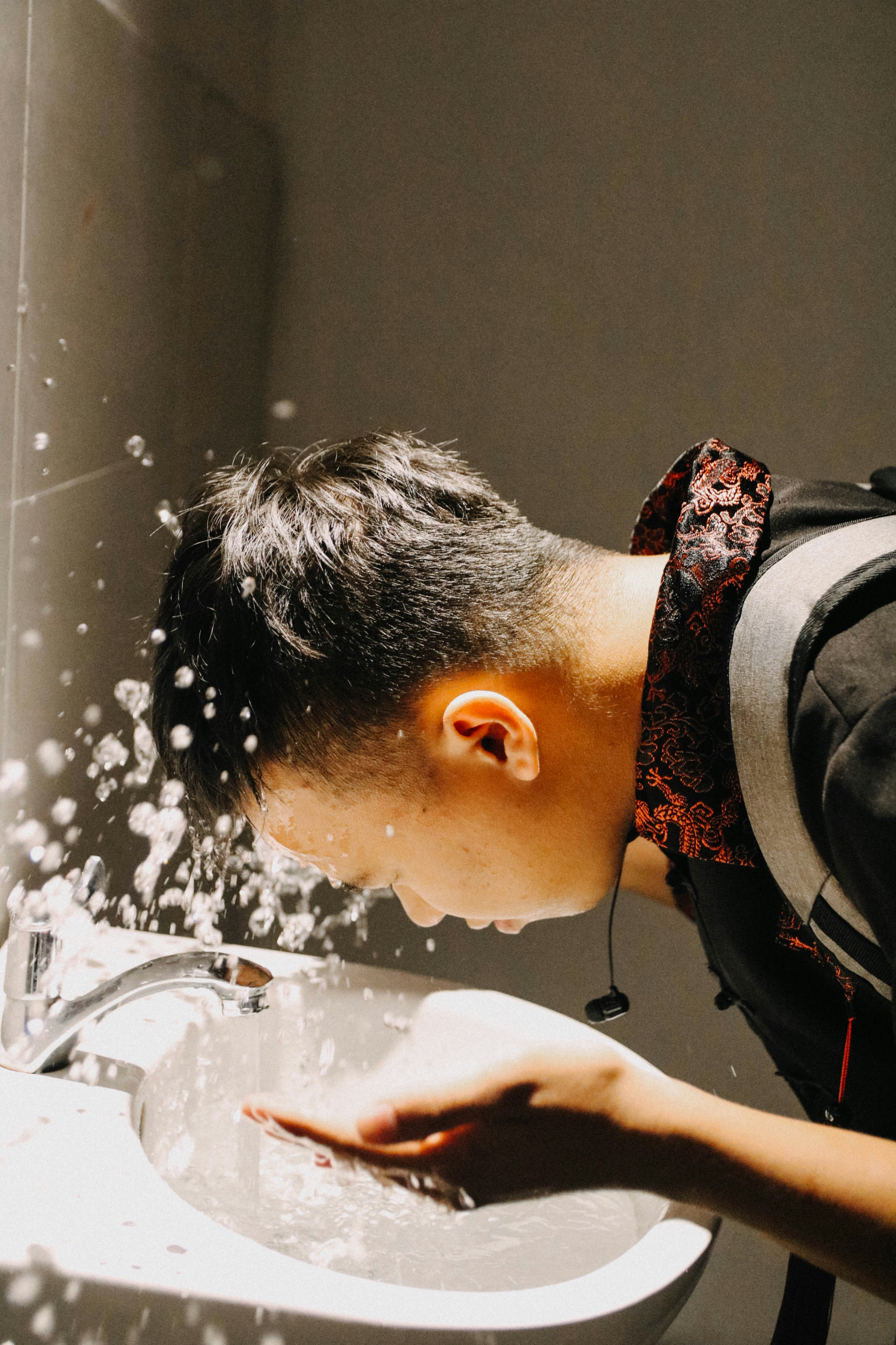 Rinse and Focus: A Quiet Moment by the Sink