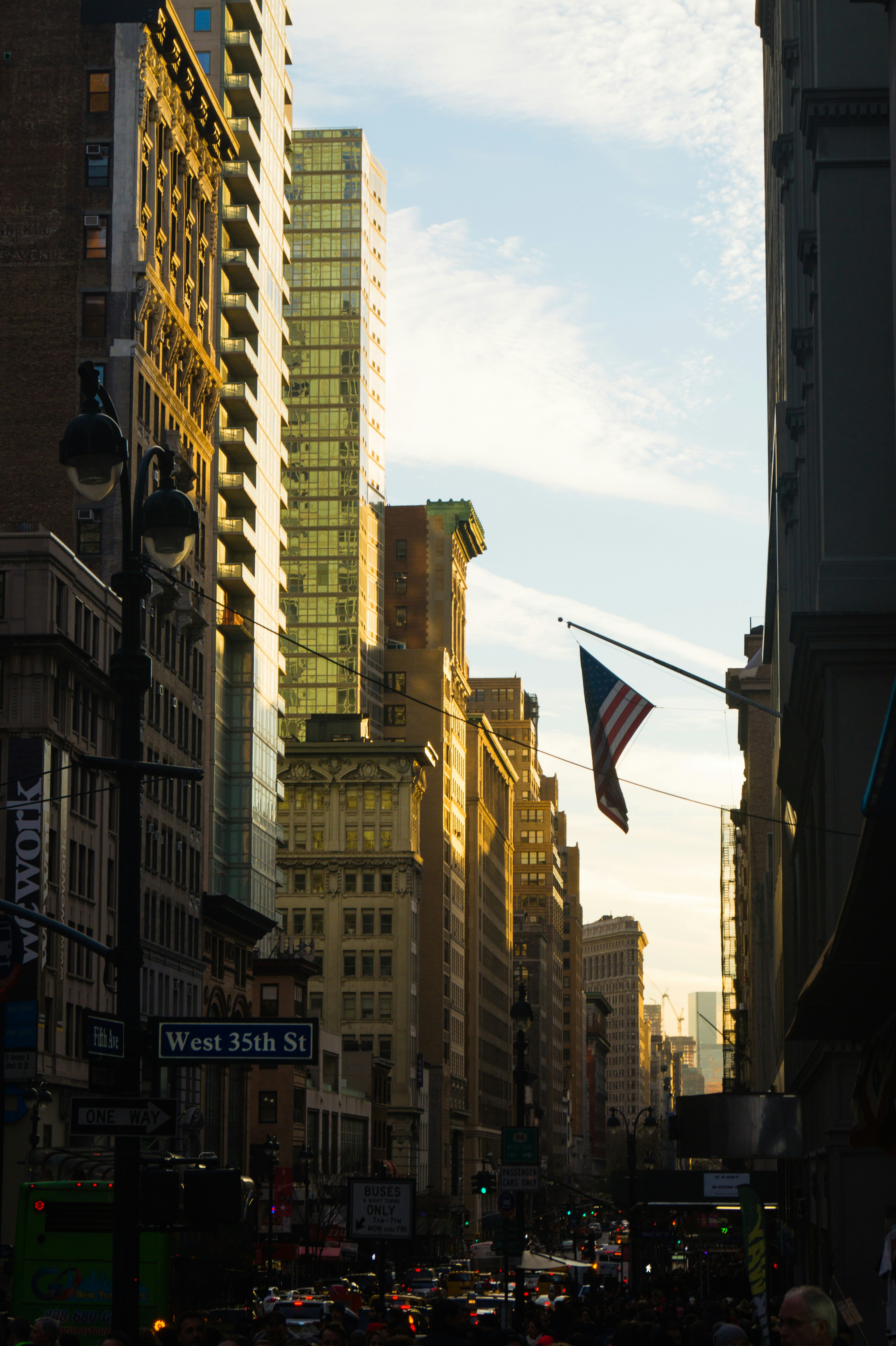 Brown concrete high-rise buildings photo – Free New york Image on Unsplash
