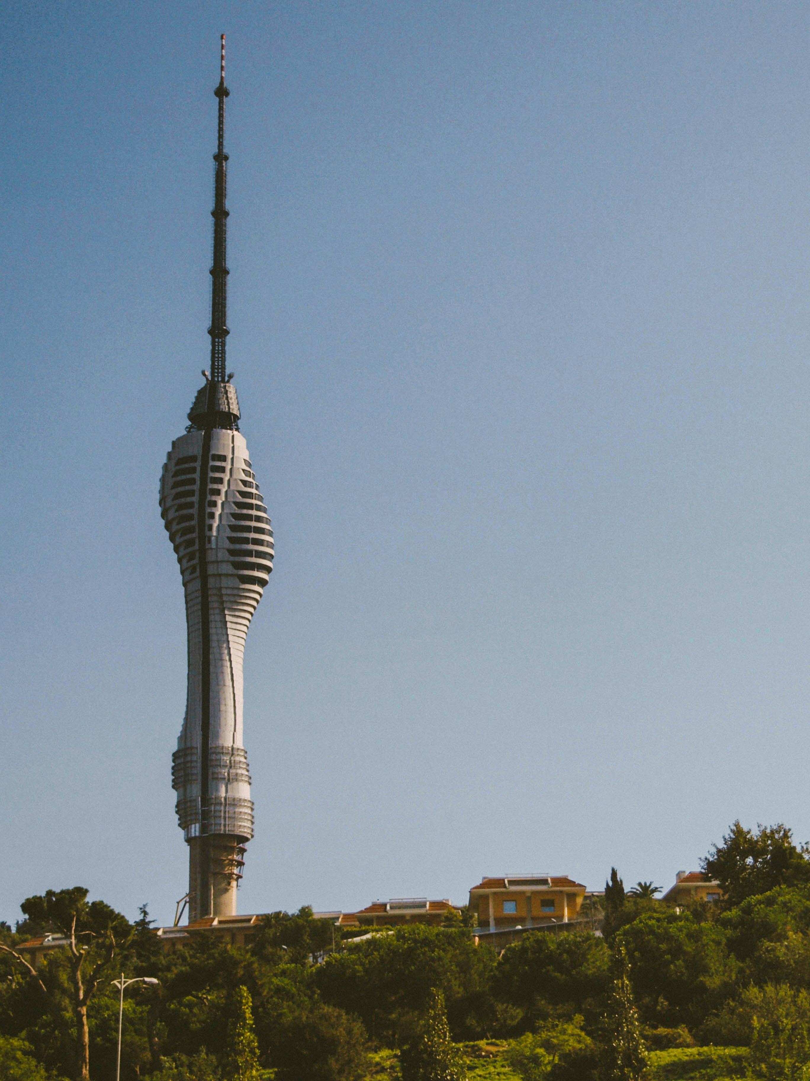 Tower building photo – Free Grey Image on Unsplash