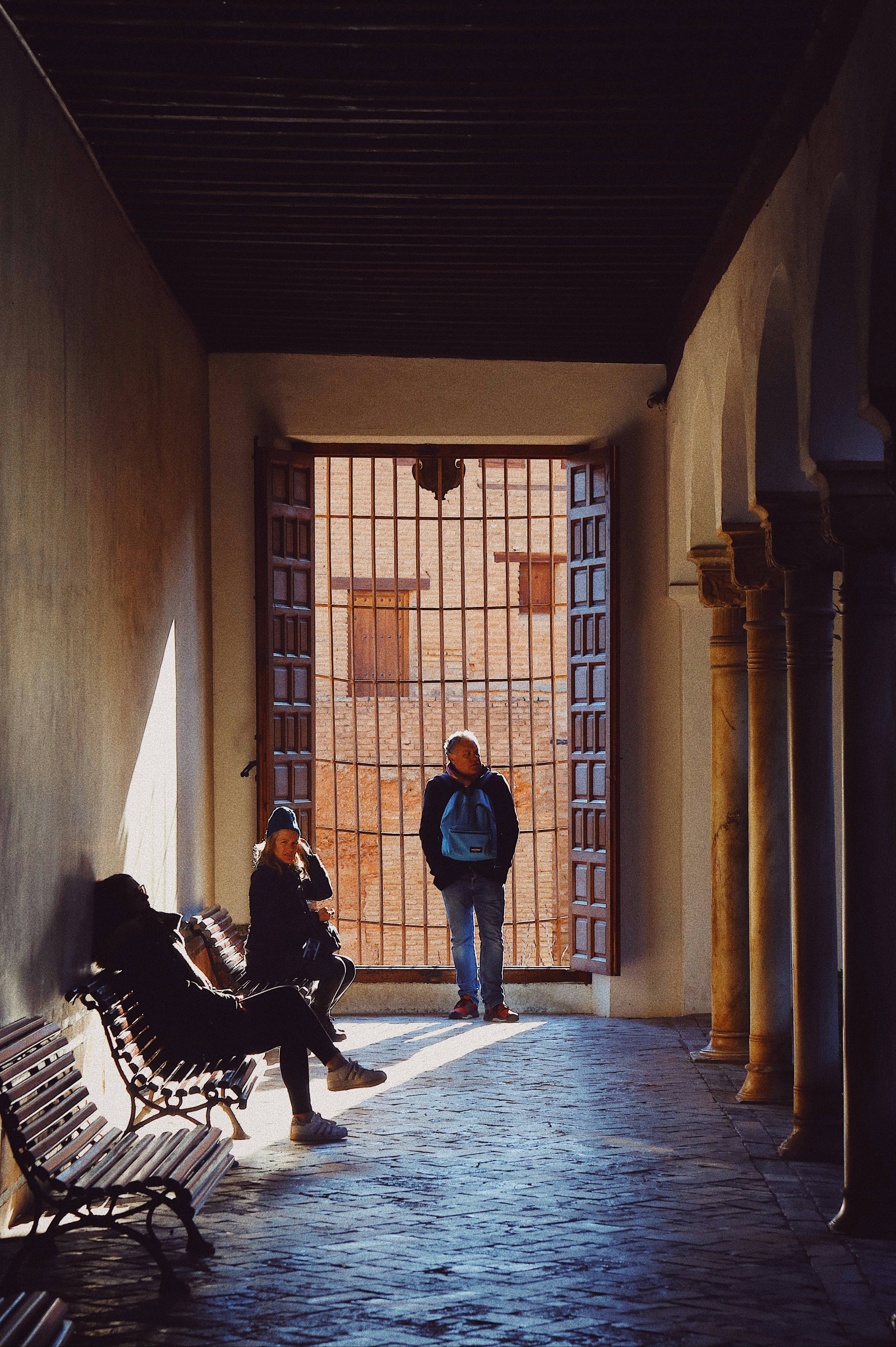 People bystanding in building photo – Free Travel Image on Unsplash