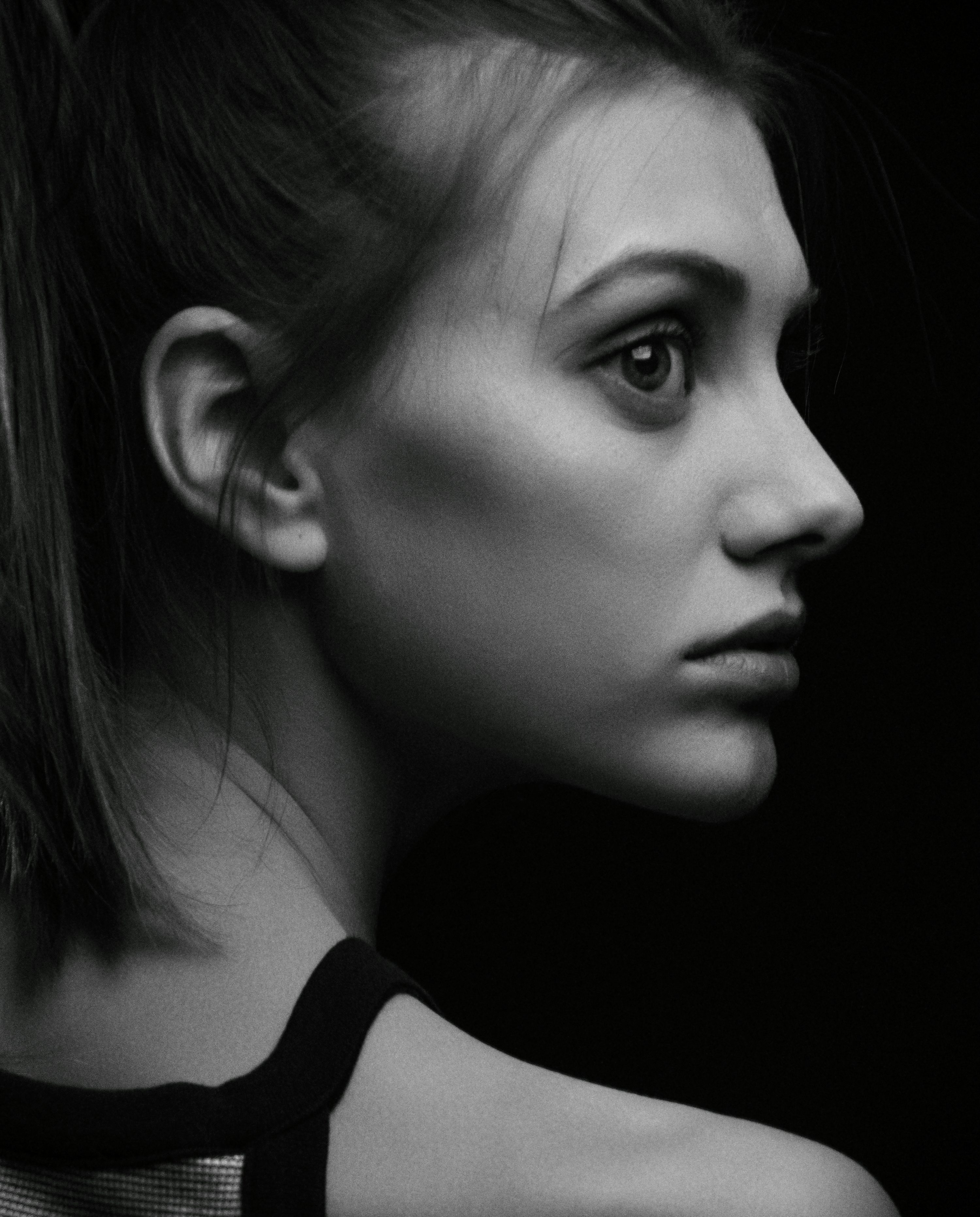 30,000+ Side Face Pictures | Download Free Images on Unsplash 30,000+ Side Face Pictures | Download Free Images on Unsplash
