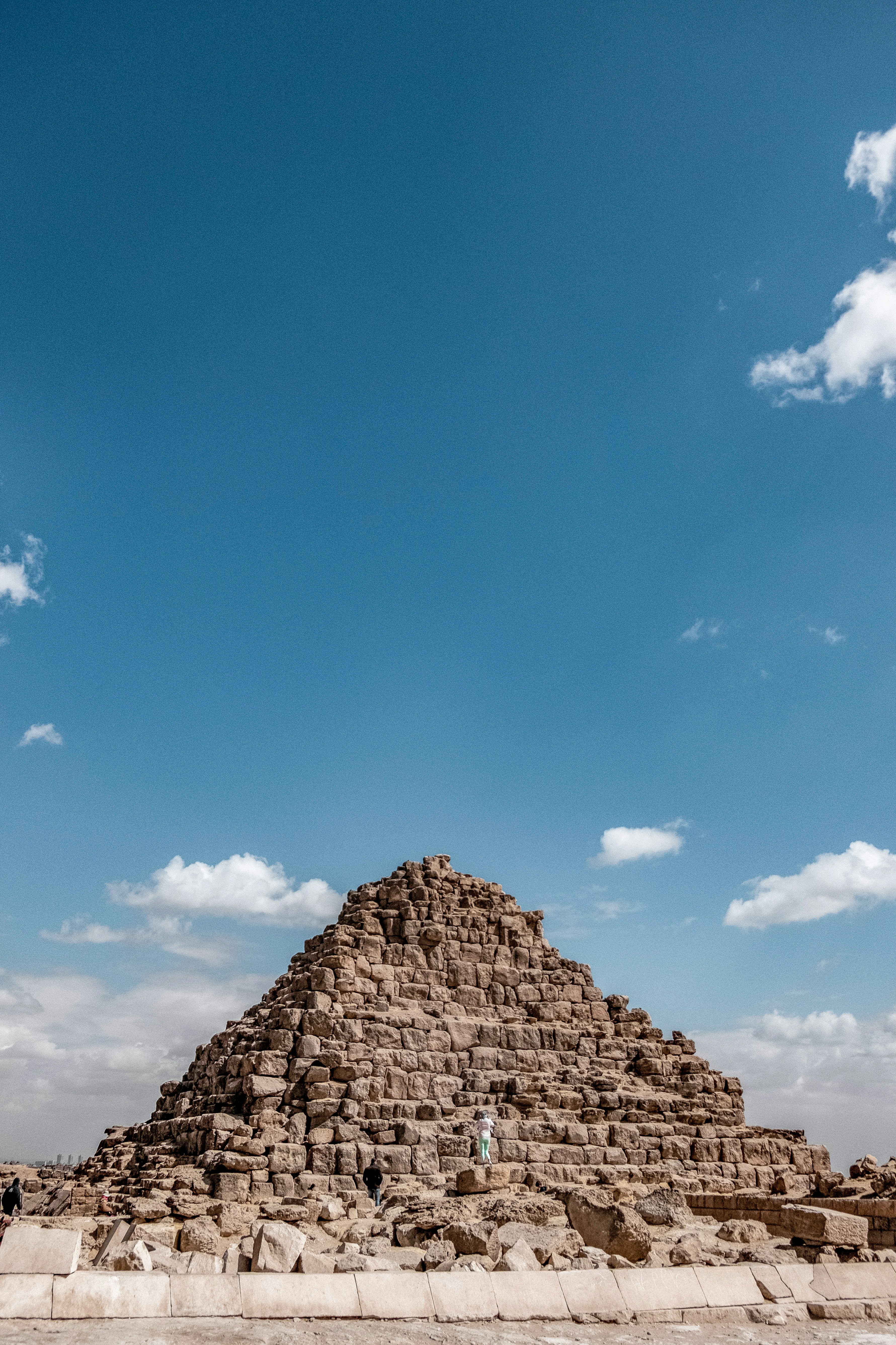 Brown bricks pyramid during daytime photo – Free Blue Image on Unsplash