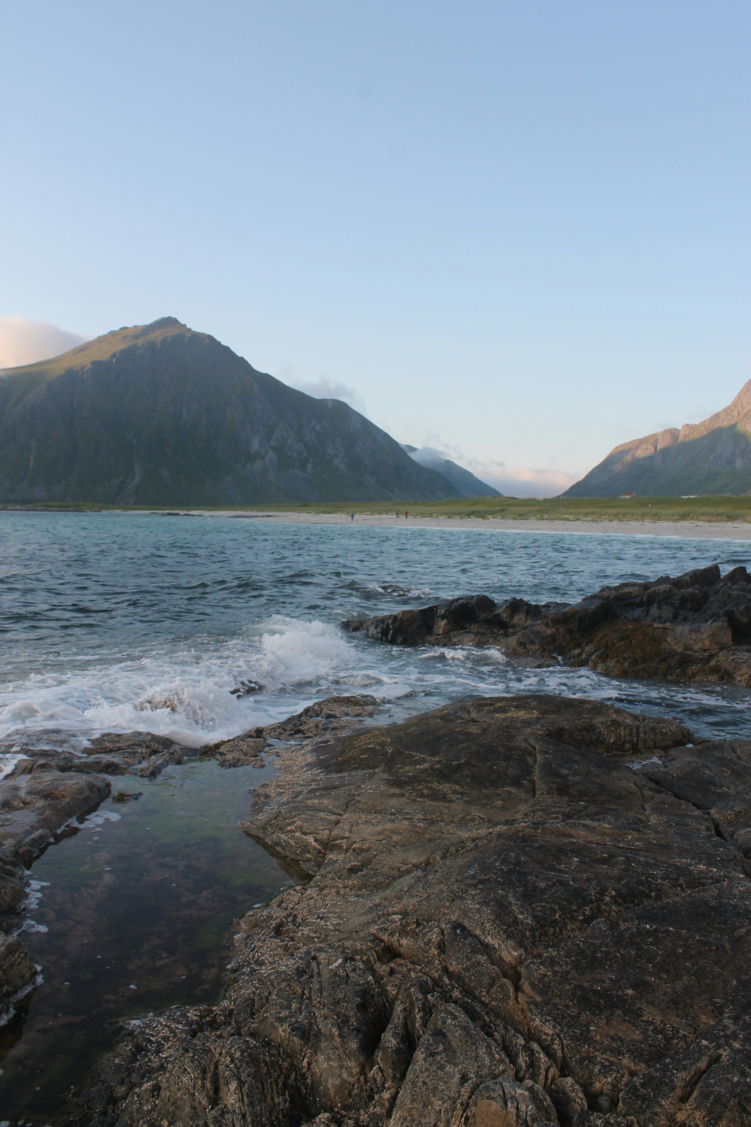 Time-lapse photography of waves splashing on seashore photo – Free Grey ...