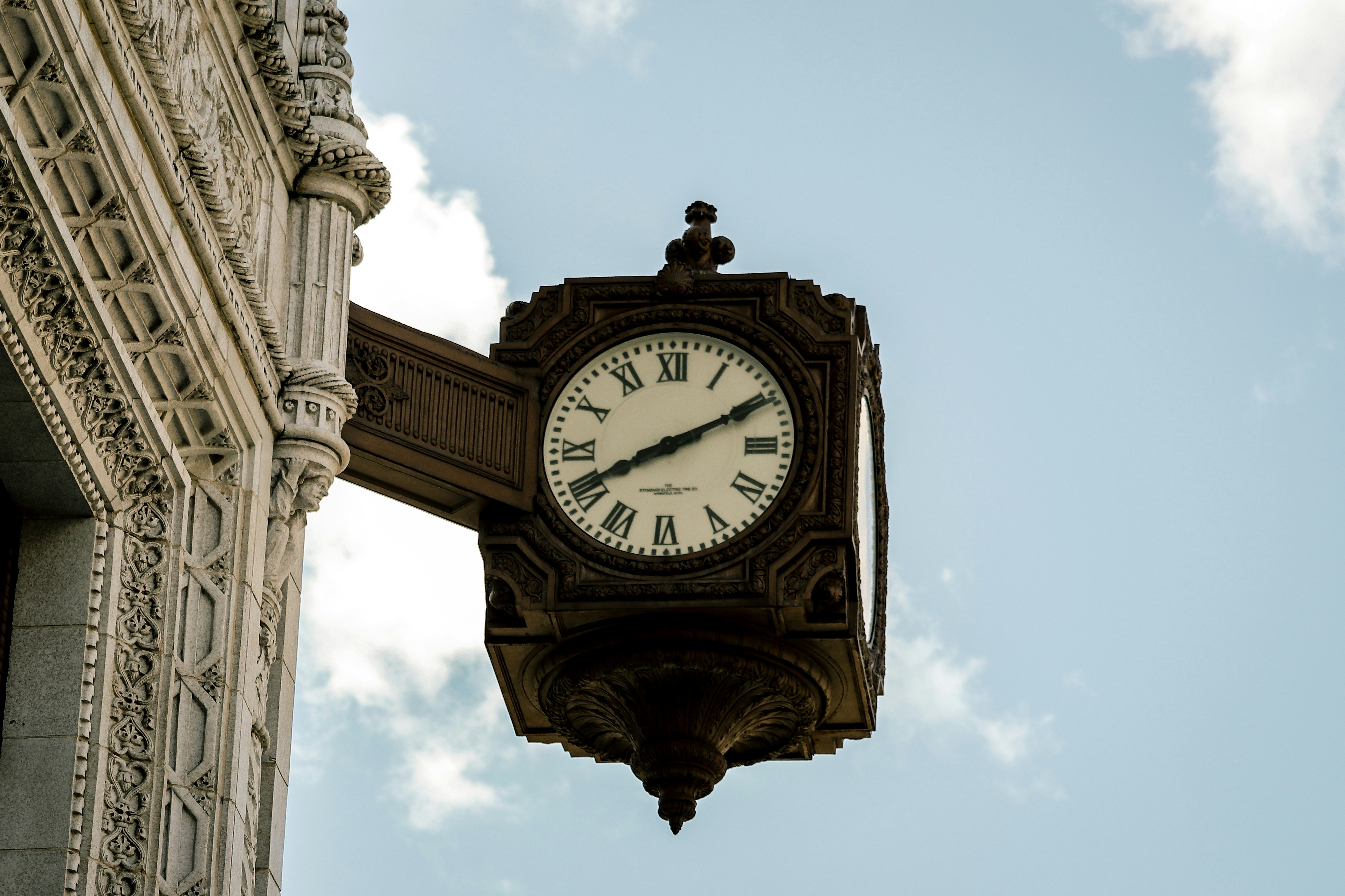 Gray and white clock during daytime photo – Free Summer Image on Unsplash