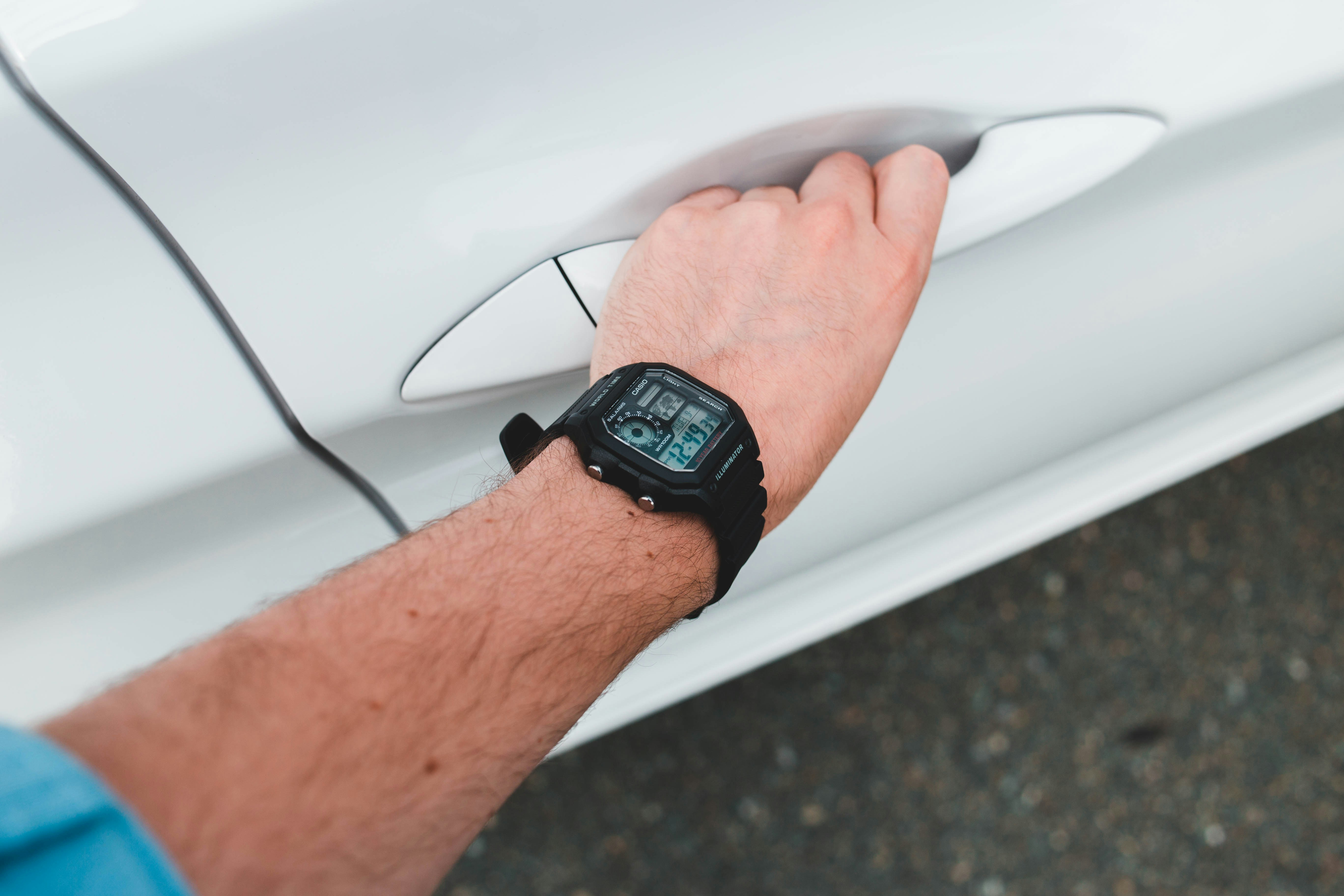 Foto Reloj digital rectangular negro – Imagen Gris gratis en Unsplash
