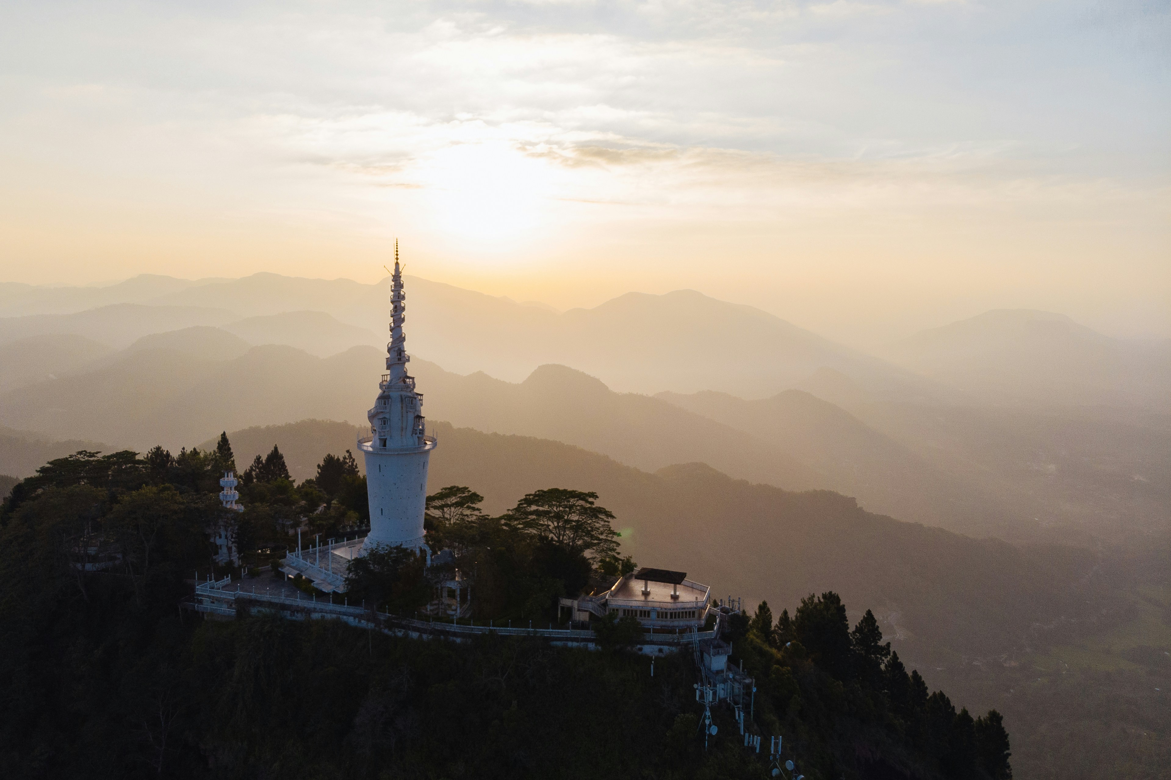 Aerial photo of white castle photo – Free Steeple Image on Unsplash