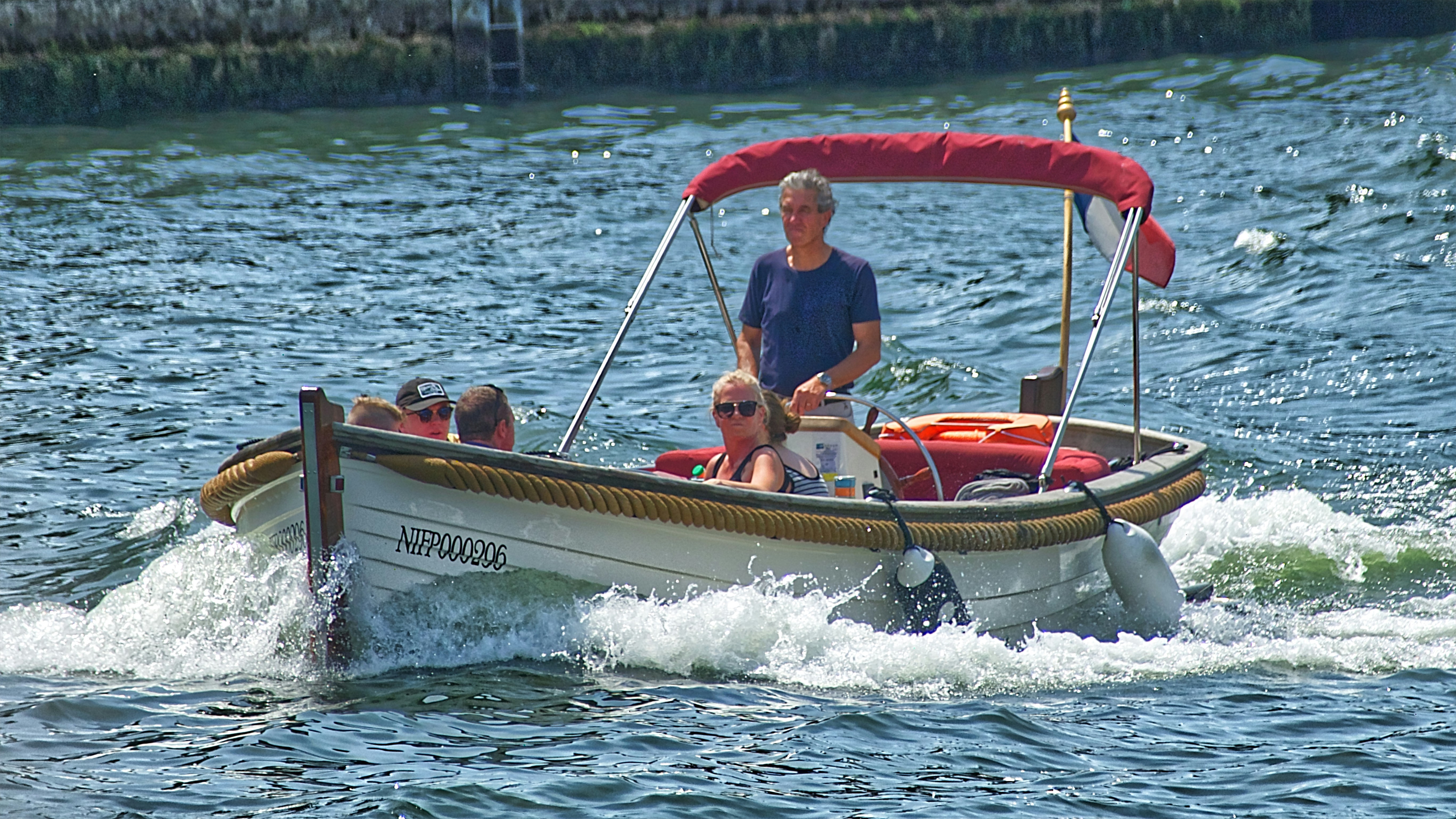Person riding bot during daytime photo – Free Boat Image on Unsplash