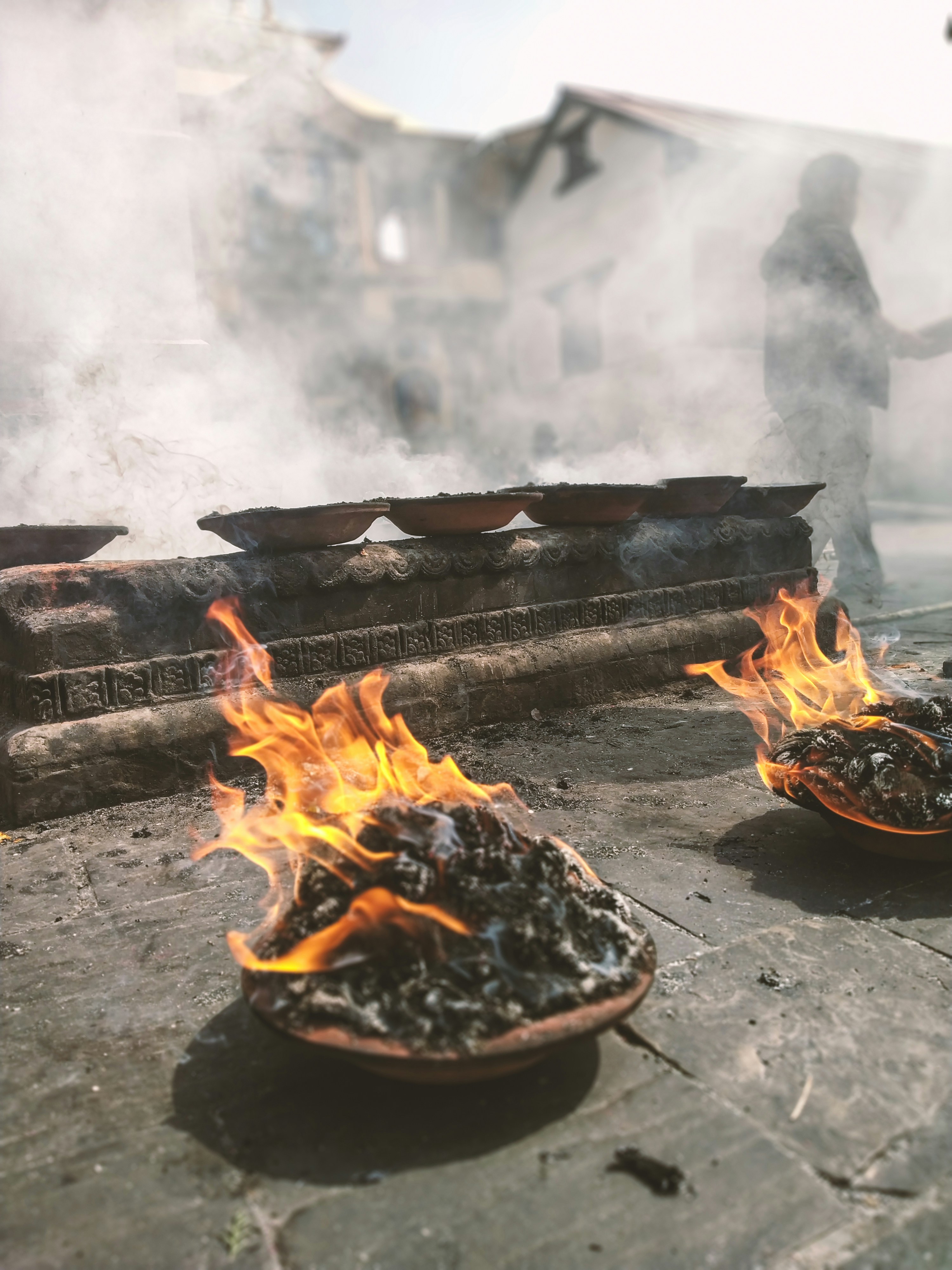 Flaming firepits photo – Free Human Image on Unsplash