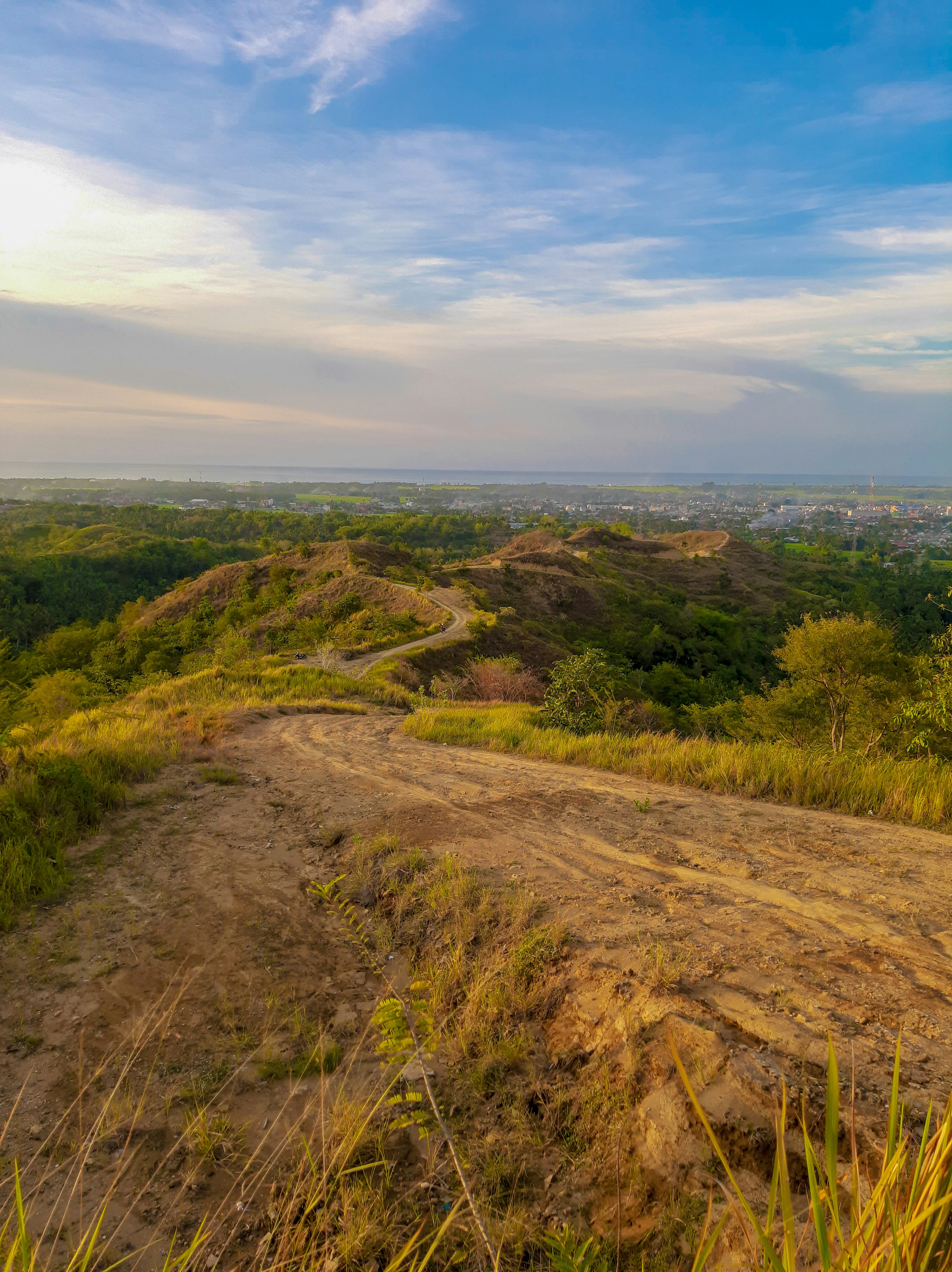 Brown road photo – Free Nature Image on Unsplash