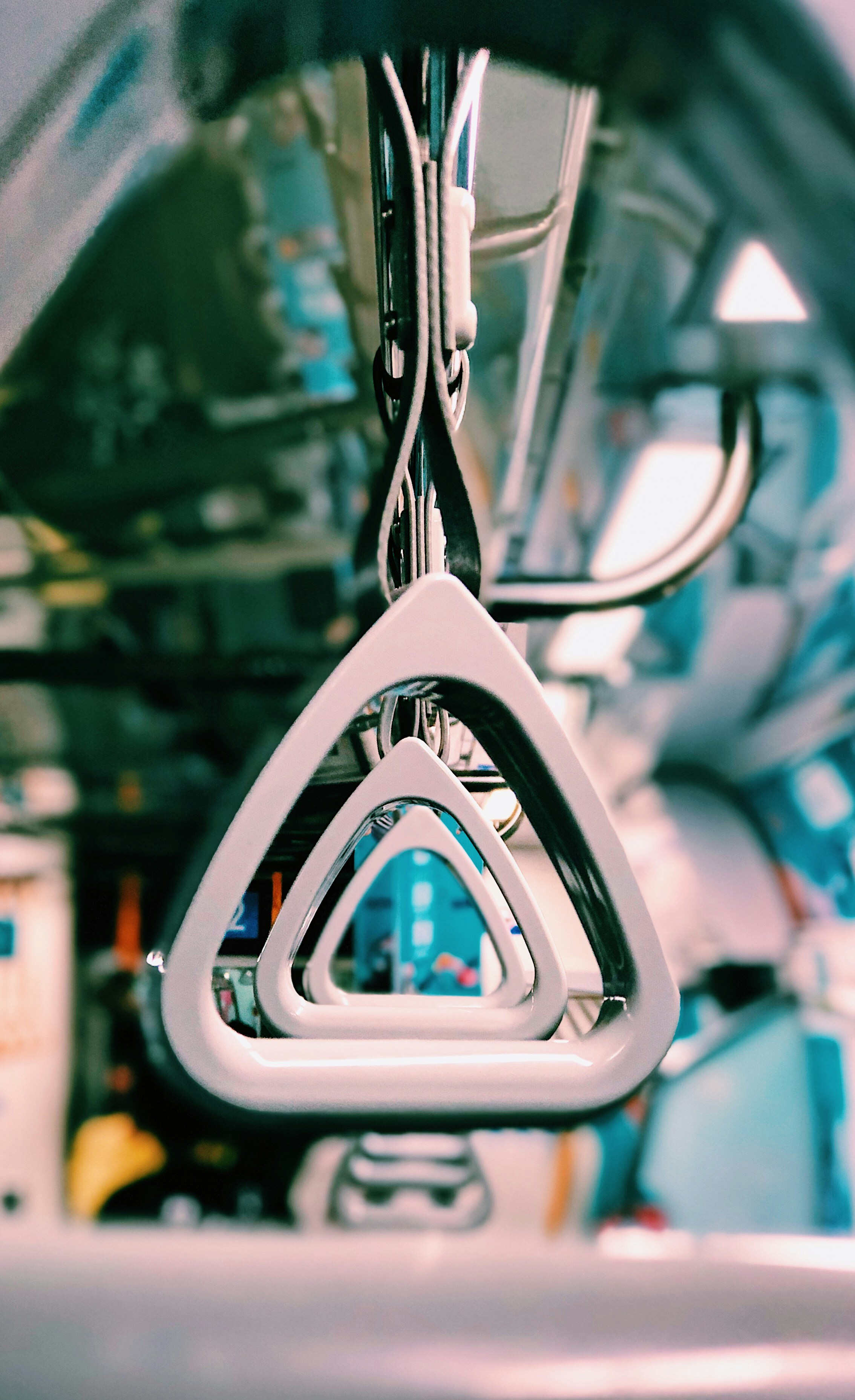 Concentric Tripods: A Closer Look Through Bus Handrails