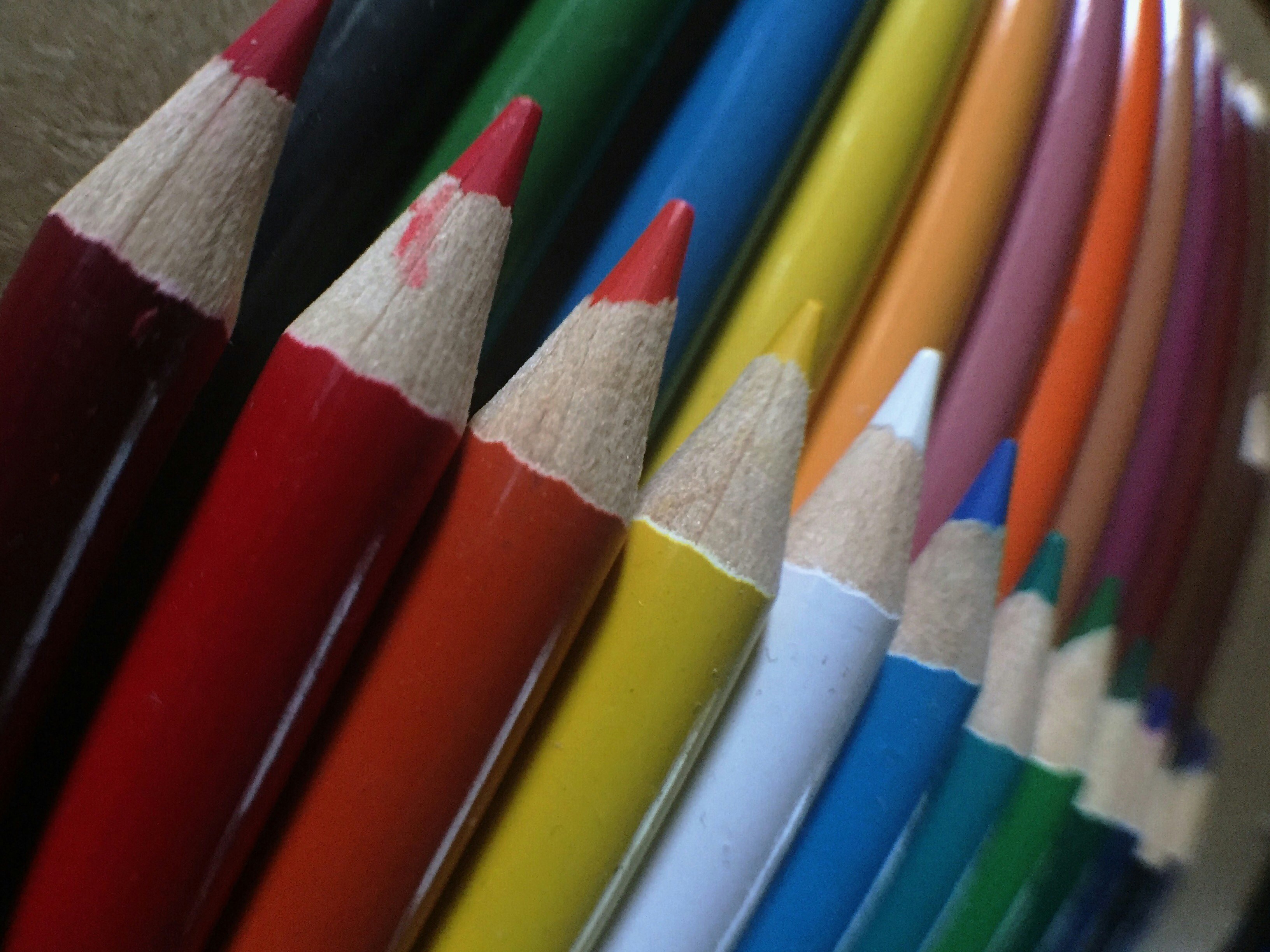 Lot de stylo à colorier de couleurs assorties photo – Photo Crayon ...