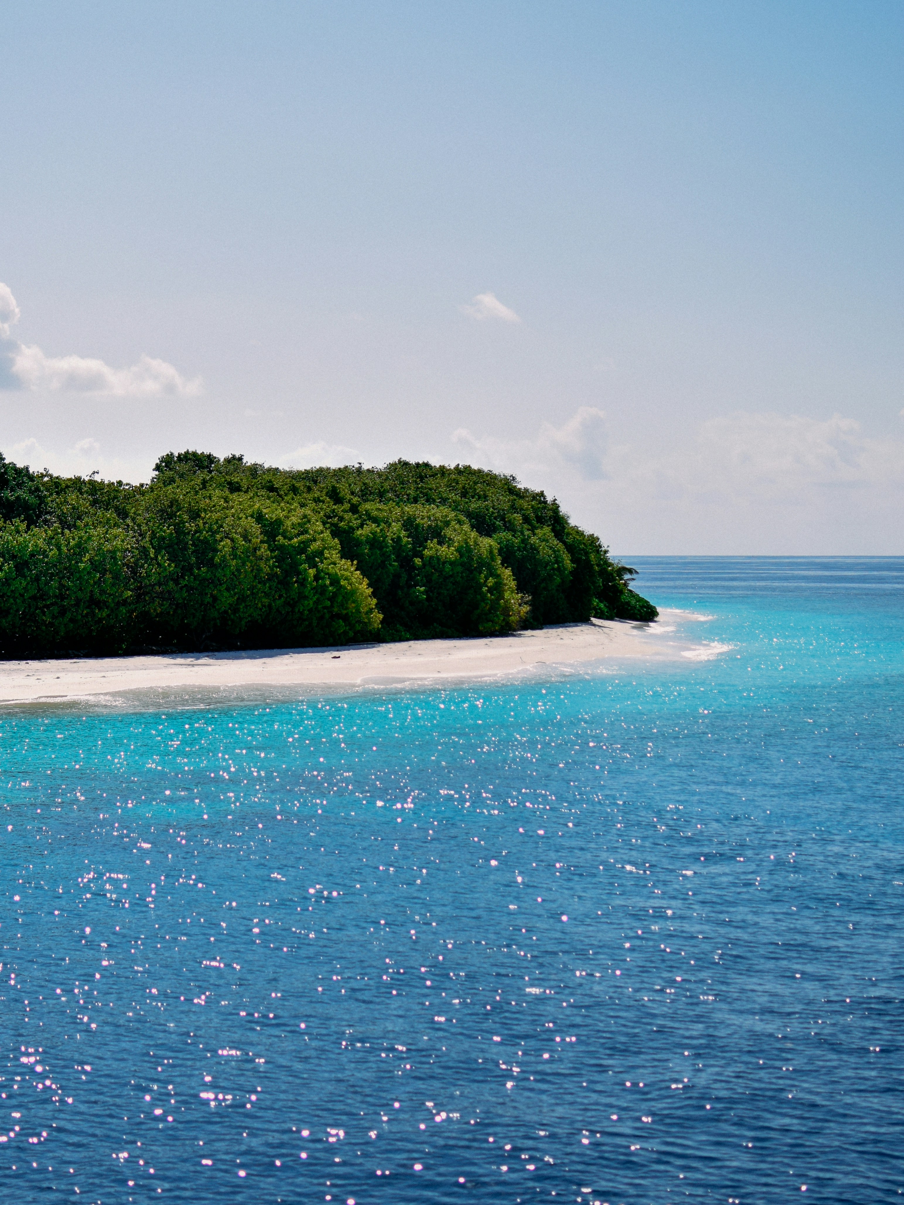 Minimensa, an underrated island in the middle of the atoll.
2017