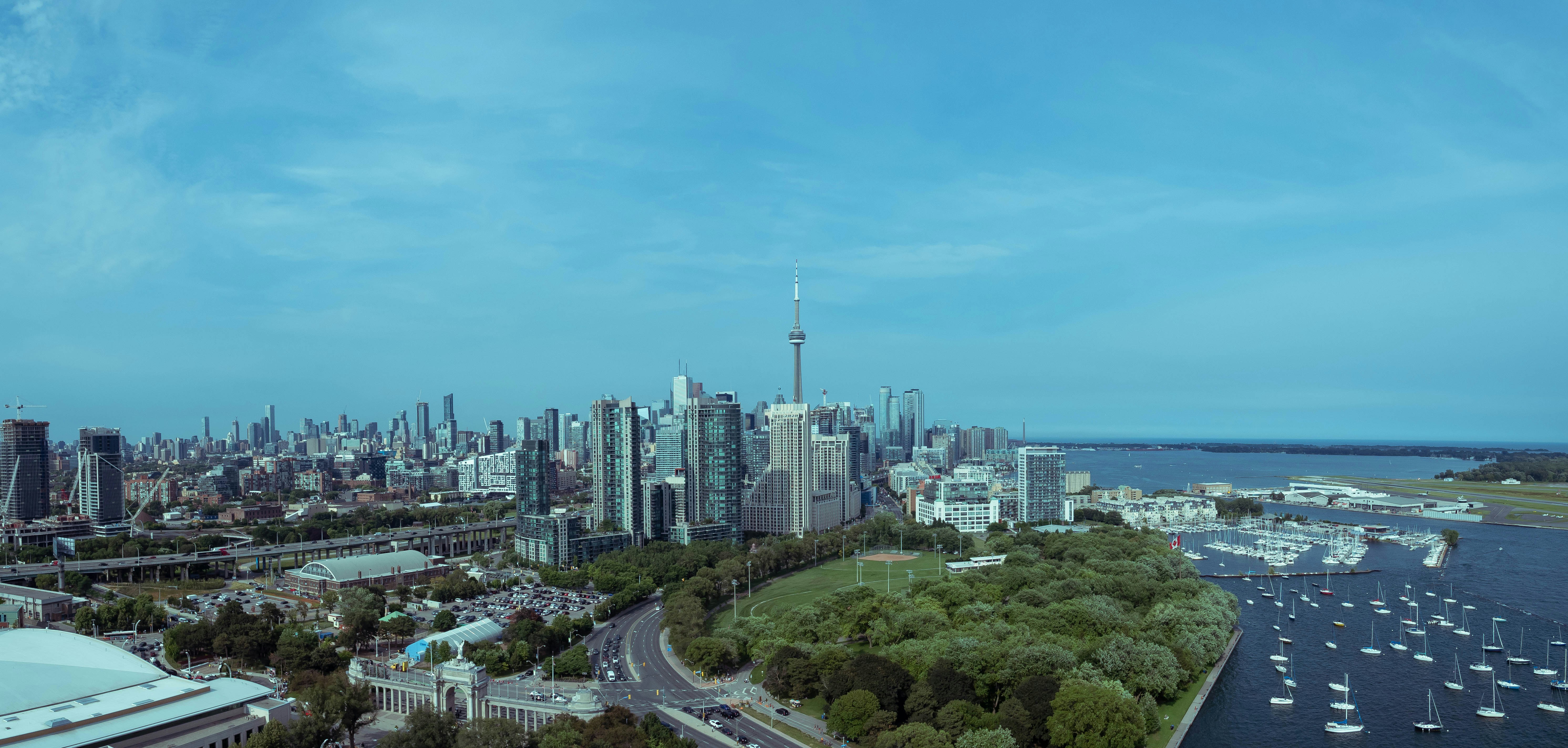 Concrete high rise buildings photo – Free City Image on Unsplash