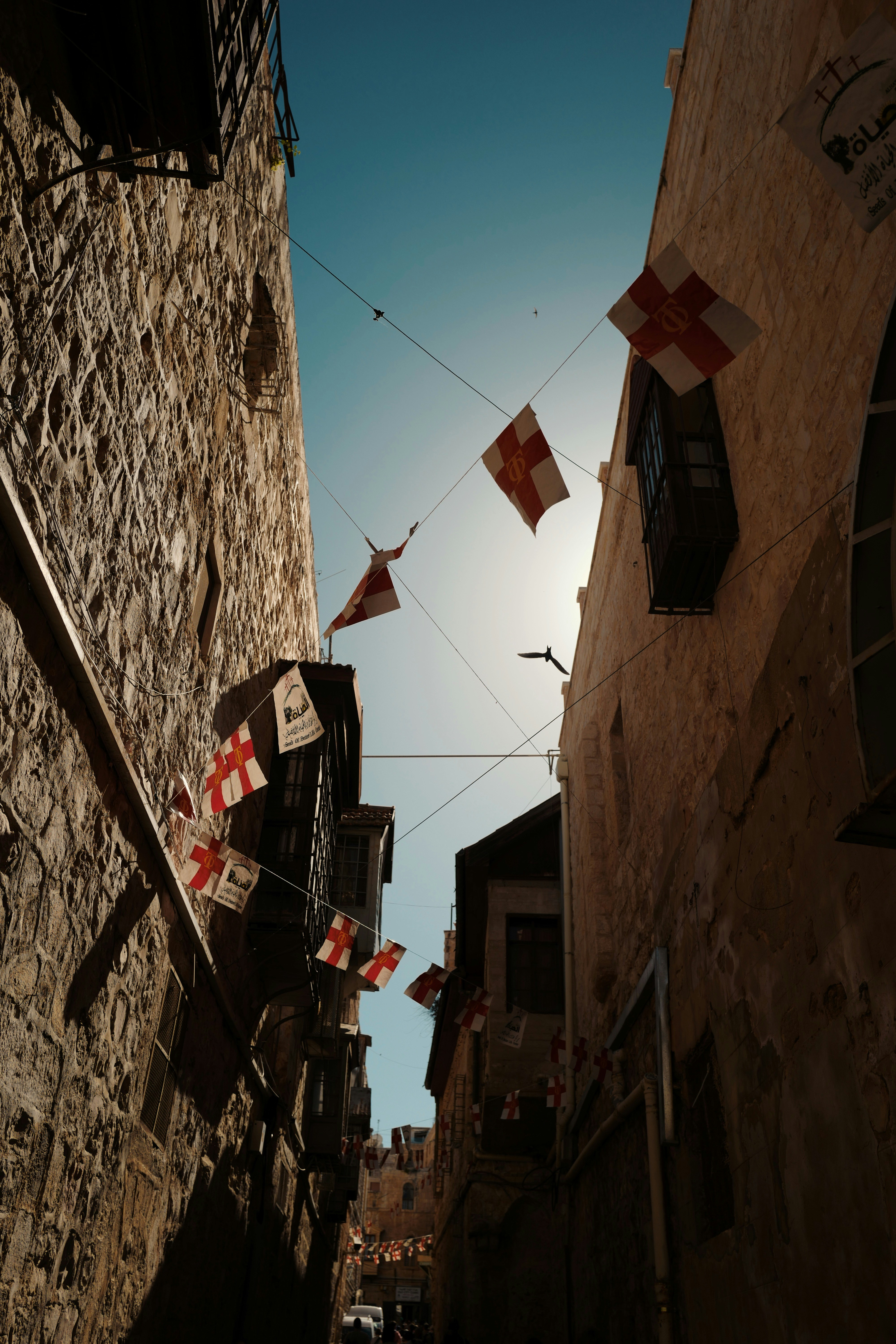 © pixelperfektion – thank you, for crediting and supporting us! Narrow alley in Jerusalem 
