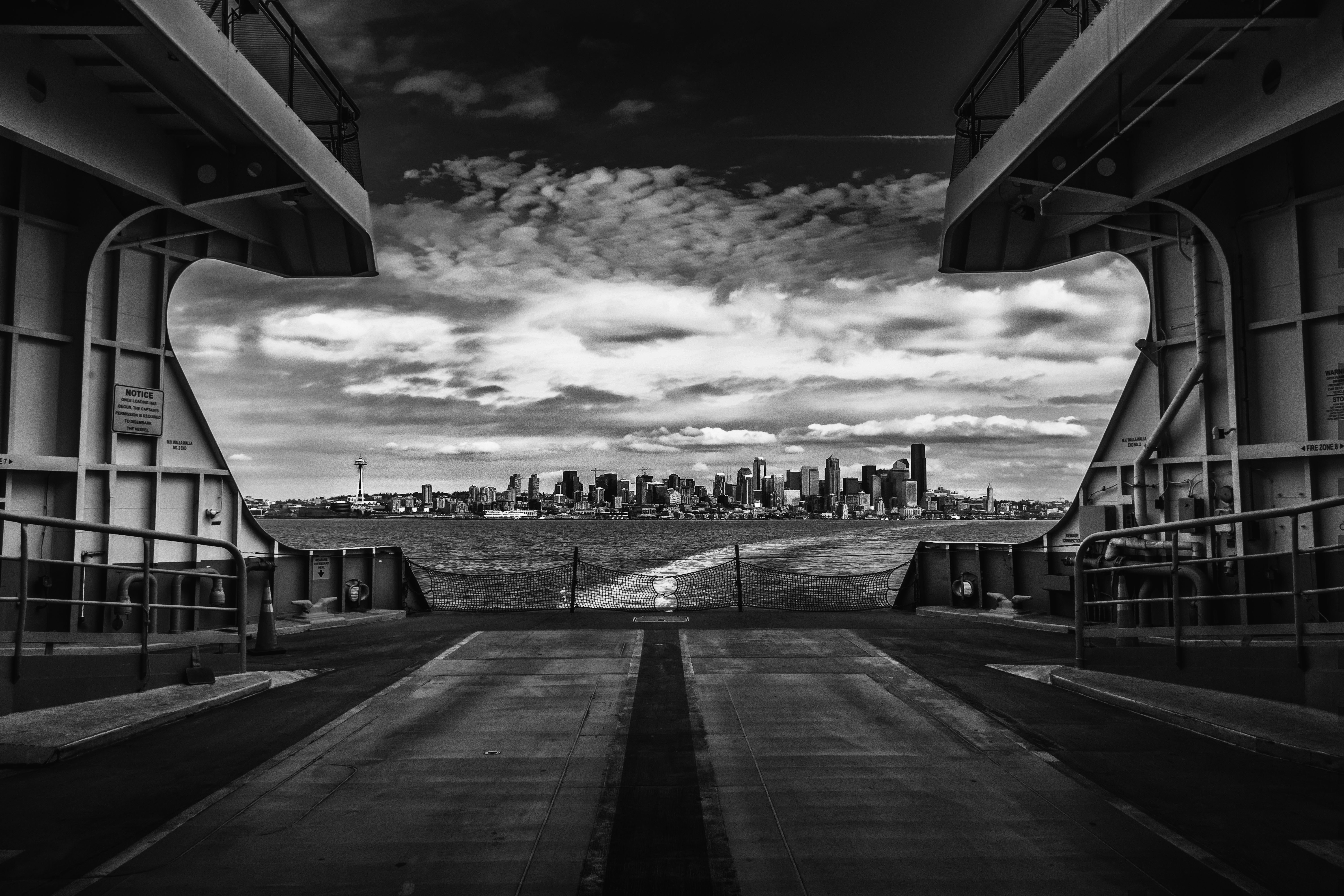 Grayscale photography of ship photo – Free Boat Image on Unsplash