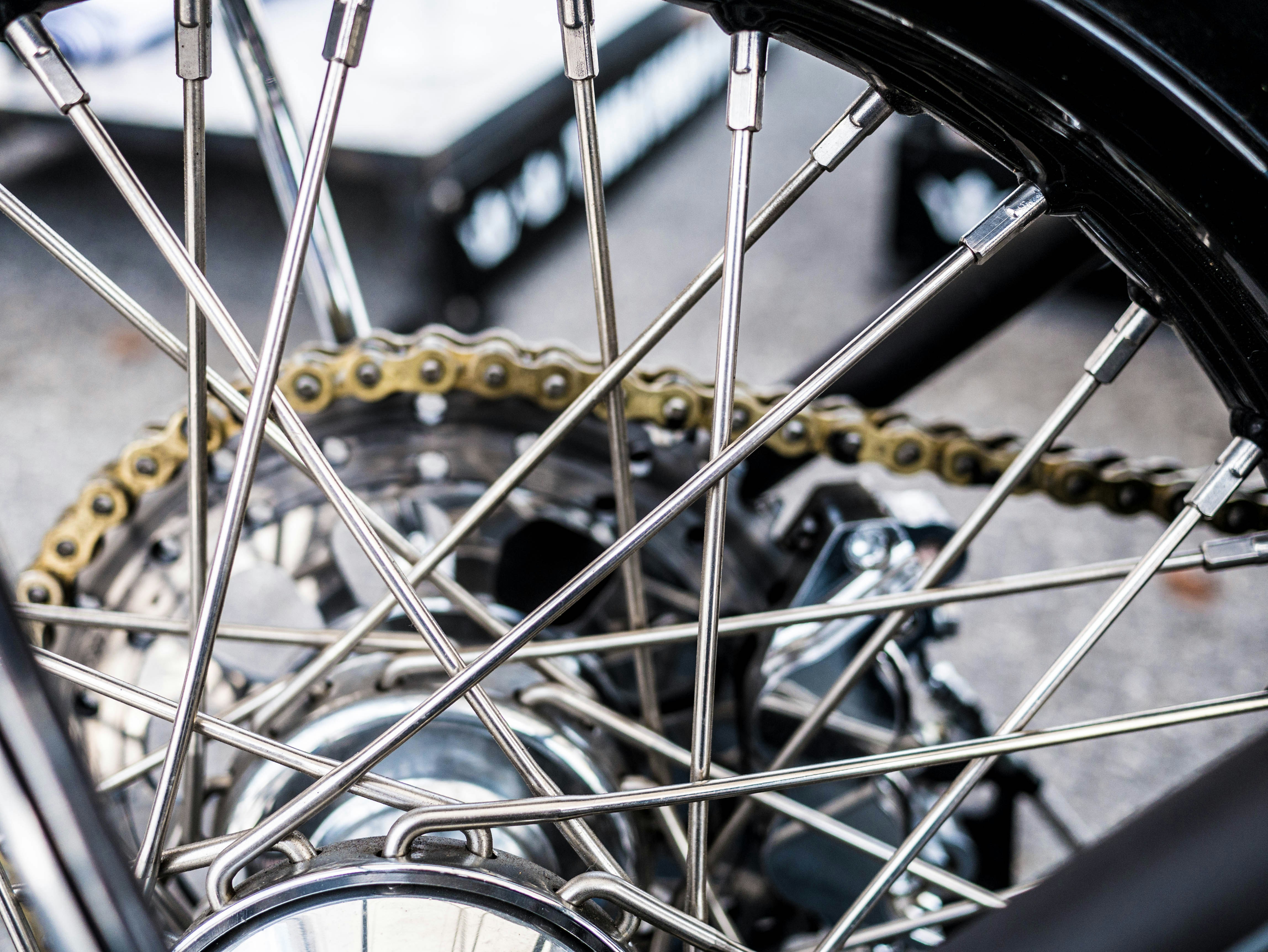 Silver motorcycle wheel photo – Free Machine Image on Unsplash