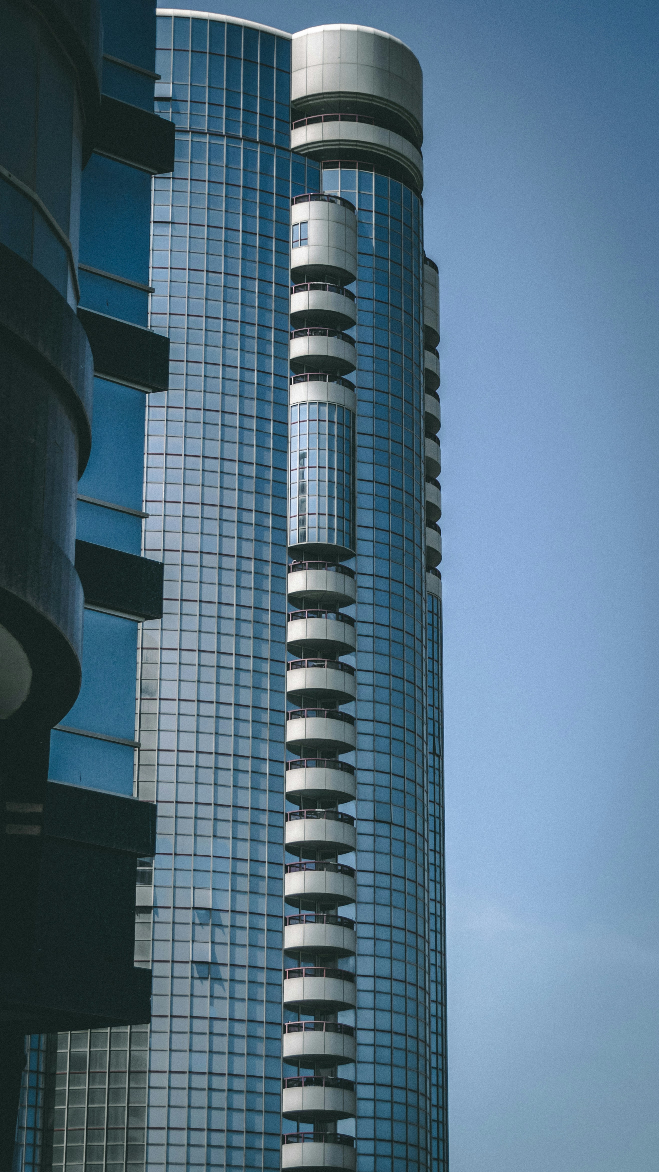 Gray and blue tower building photo – Free Grey Image on Unsplash