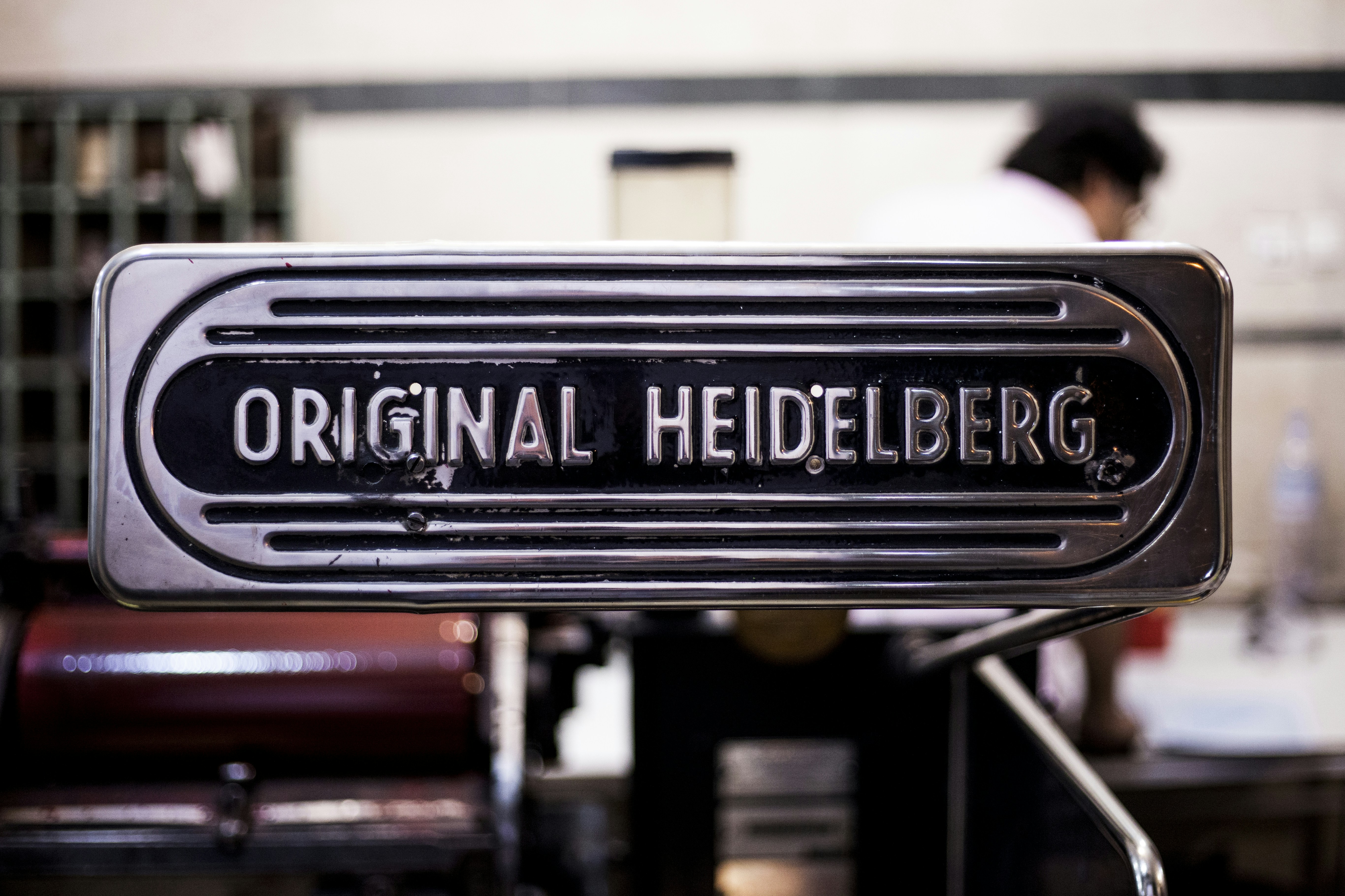 Foto Panel original Heidelberg gris y negro – Imagen Símbolo gratis en ...