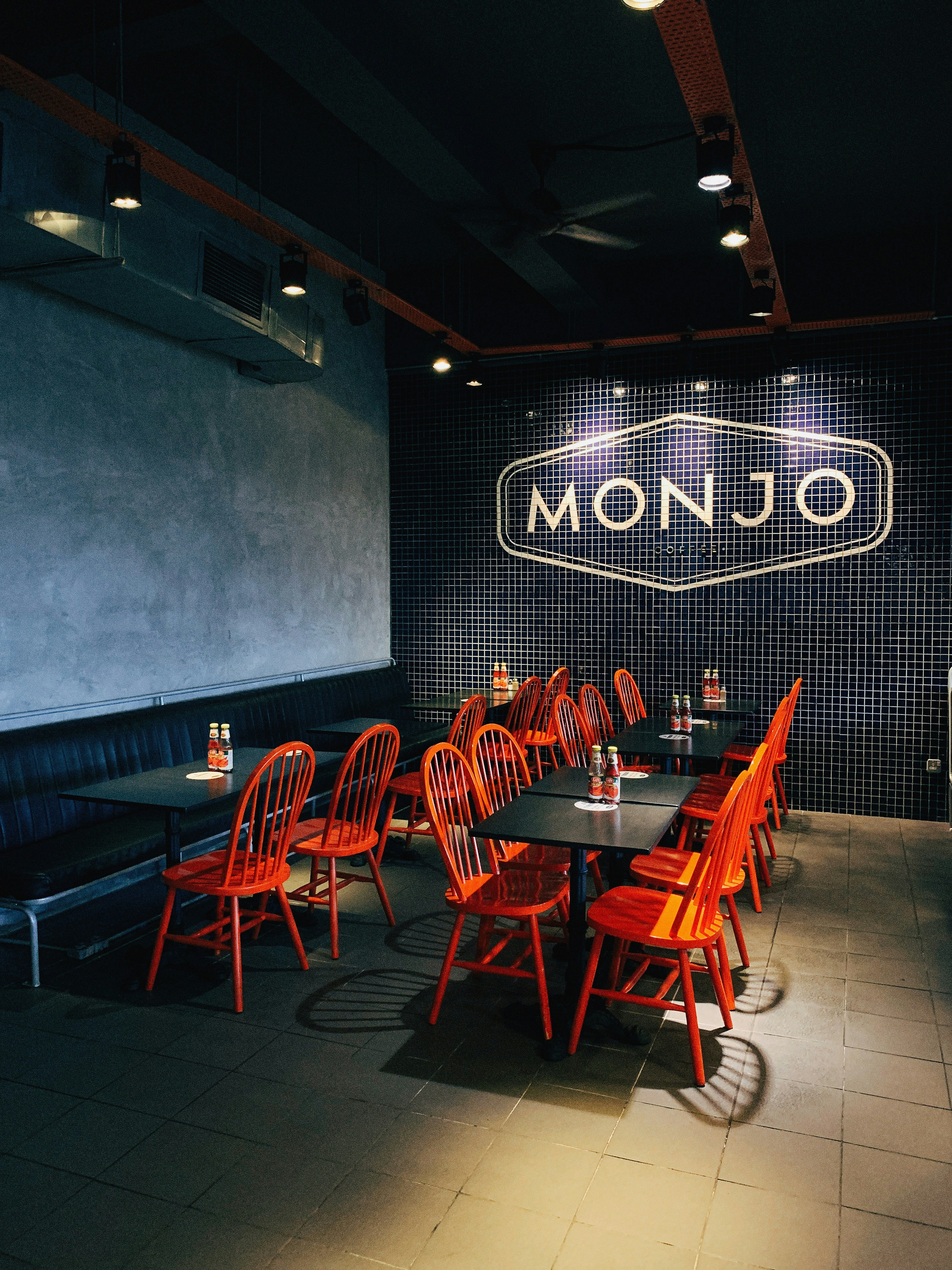 Empty Monjo tables and chairs photo – Free Chair Image on Unsplash