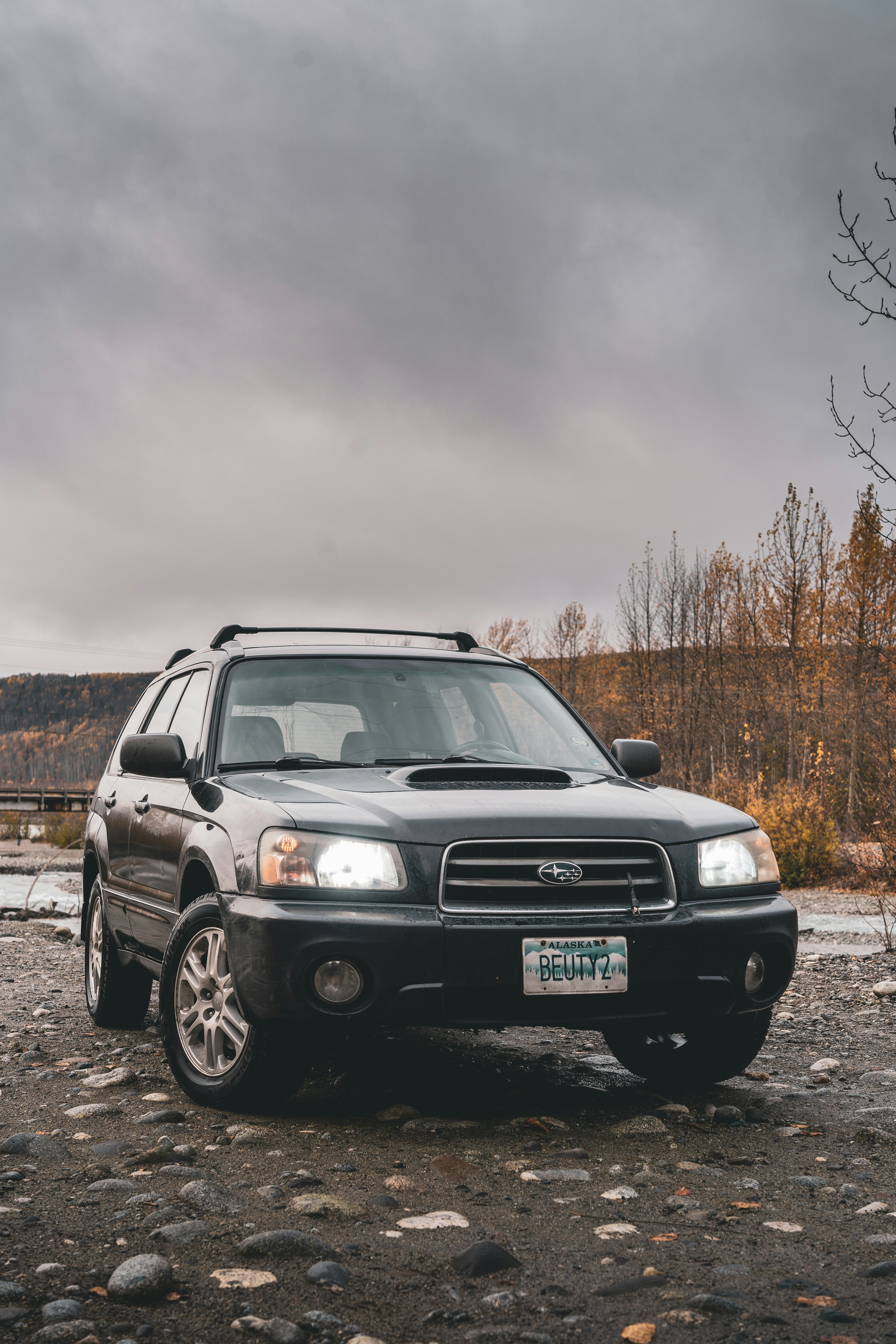 Foto SUV Subaru negro – Imagen Gris gratis en Unsplash