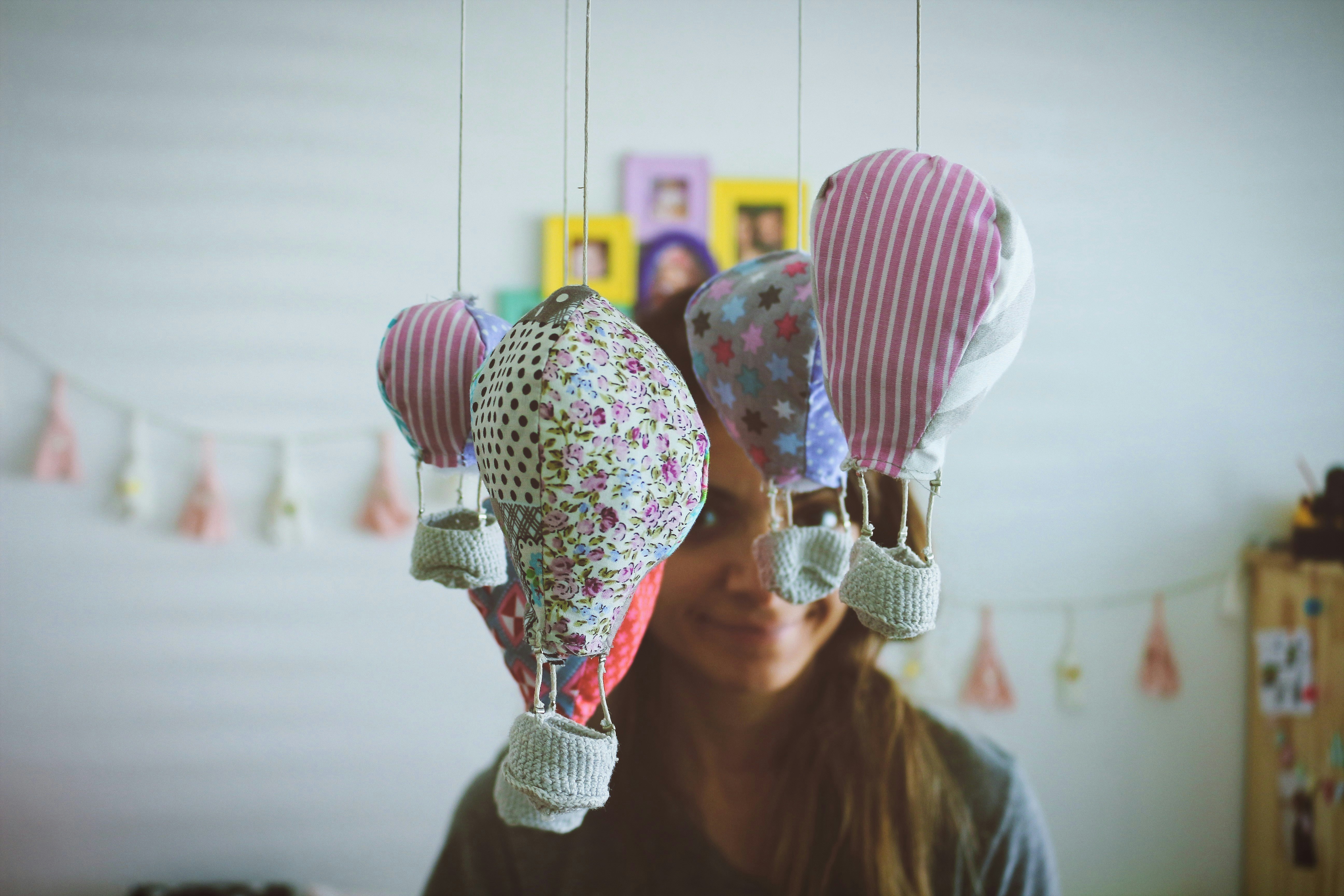 Pastel Balloons in Soft Focus: A Quiet Craft-Room Moment