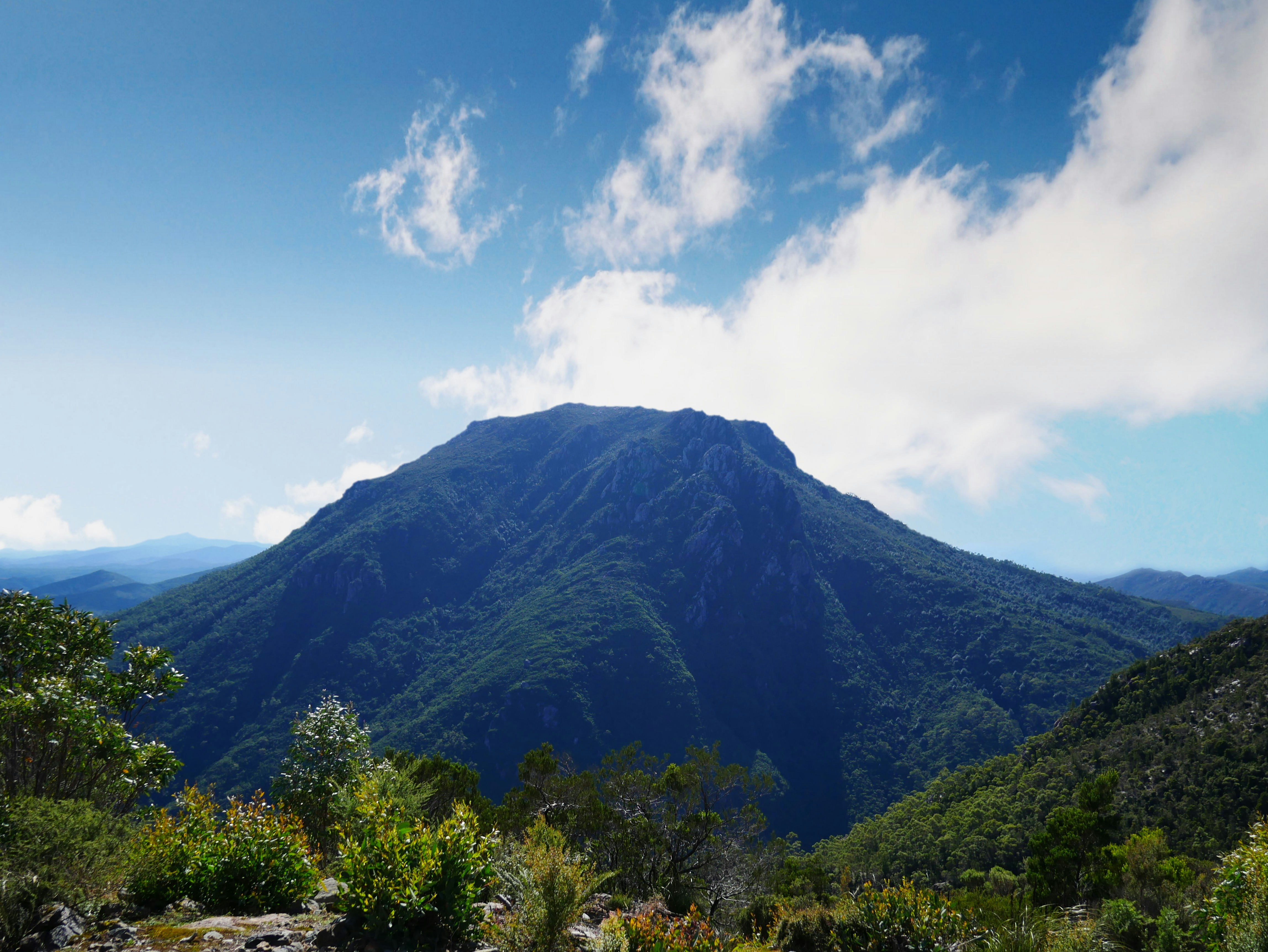 view the glasshouse mountains queens land Australia