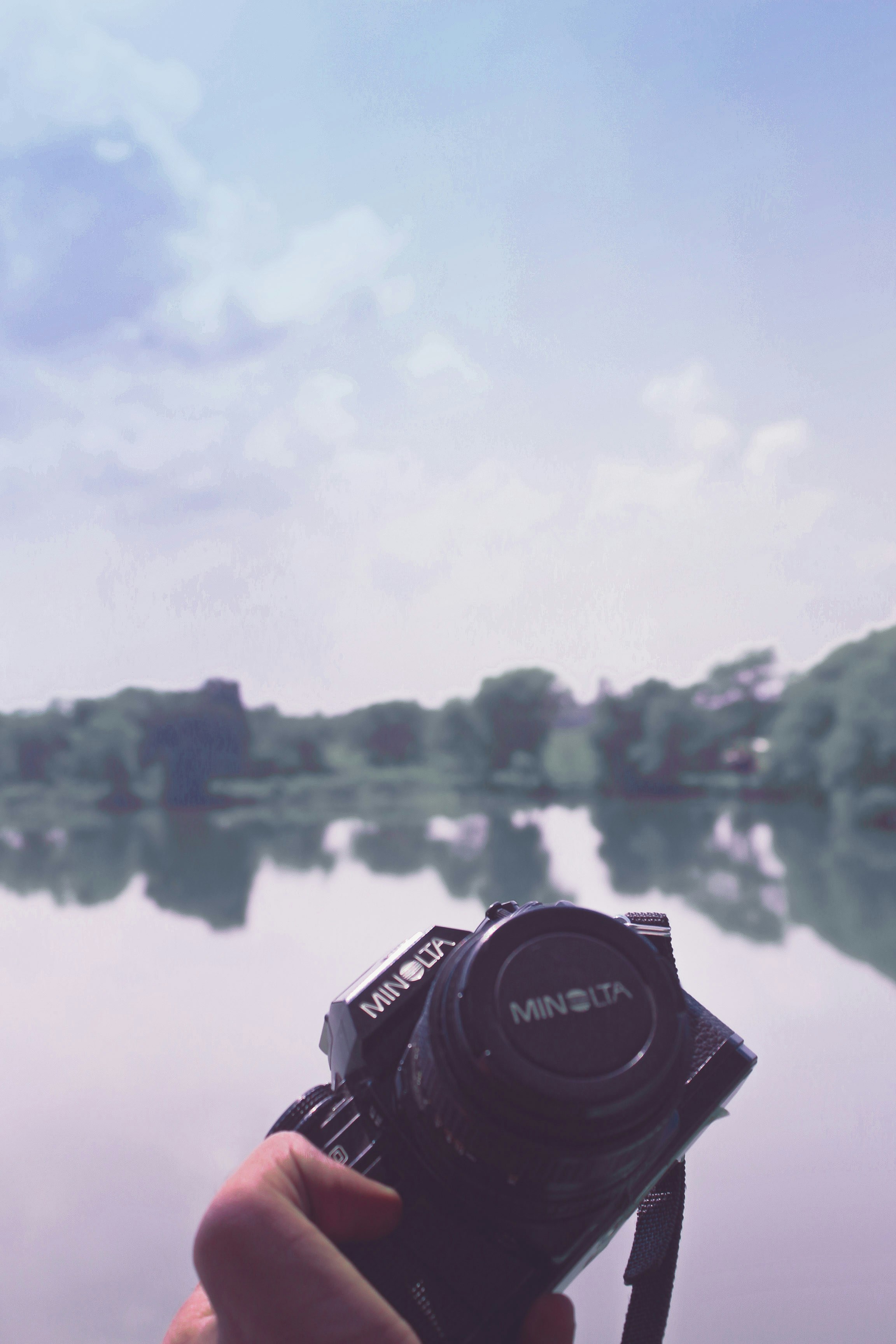 Shallow focus photo of black Minolta DSLR camera photo – Free Grey ...